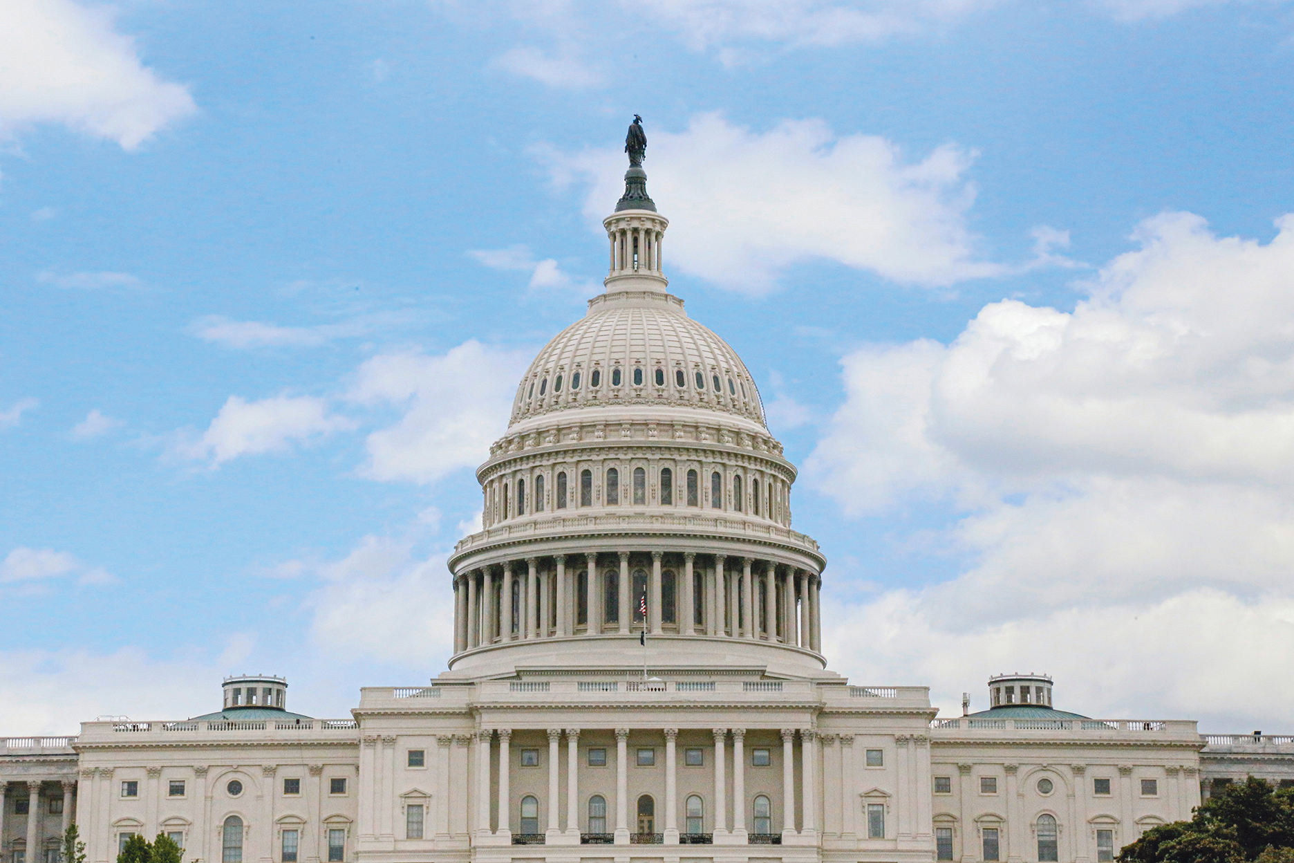 Doctors in Congress lead revolt over surprise medical bills policy ...