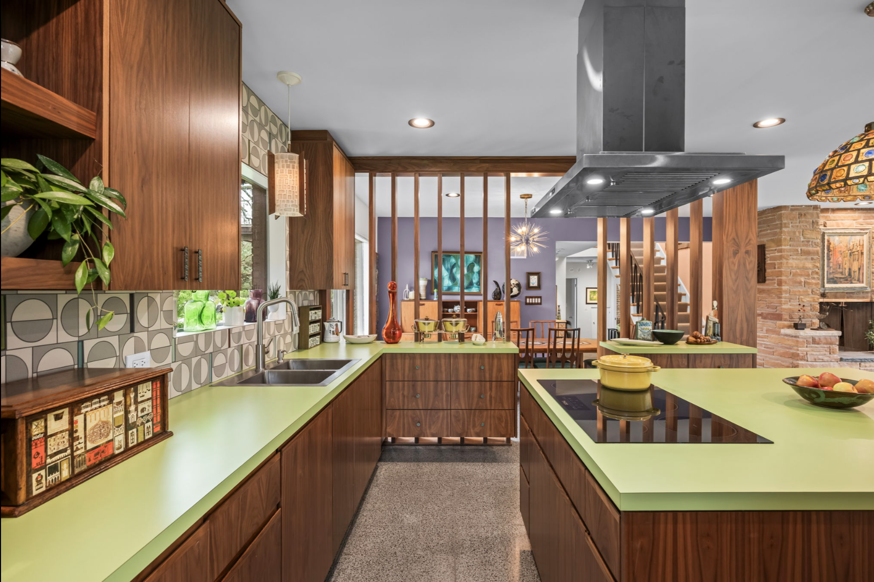 Midcentury Highland Park home by J. Marion Gutnayer for sale - Crain's ...