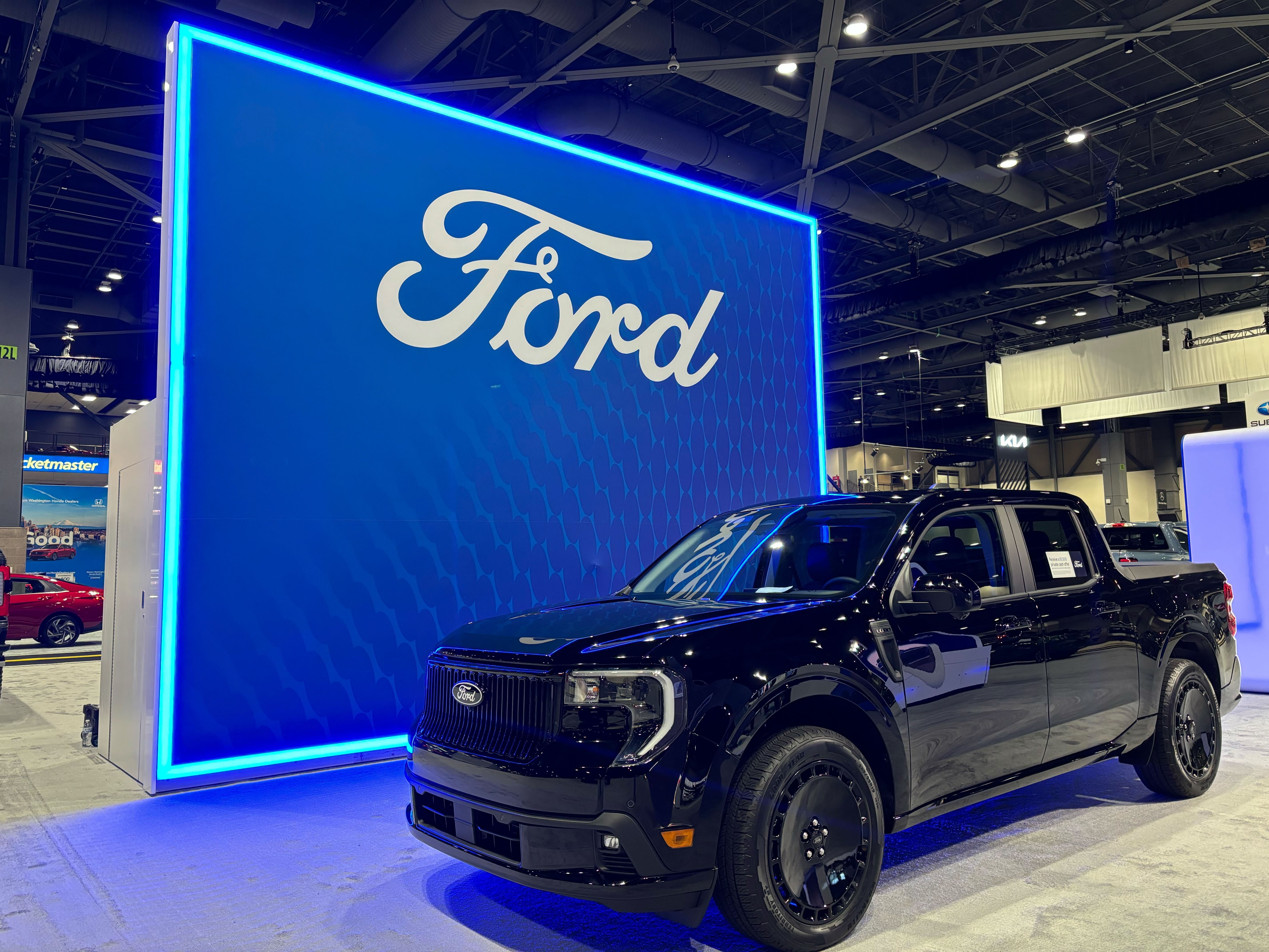 Trump inauguration gets $1 million, fleet of vehicles from Ford ...