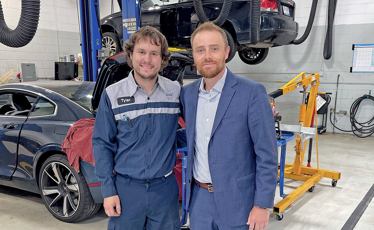 Car dealership employees like 4-day workweek - Automotive News