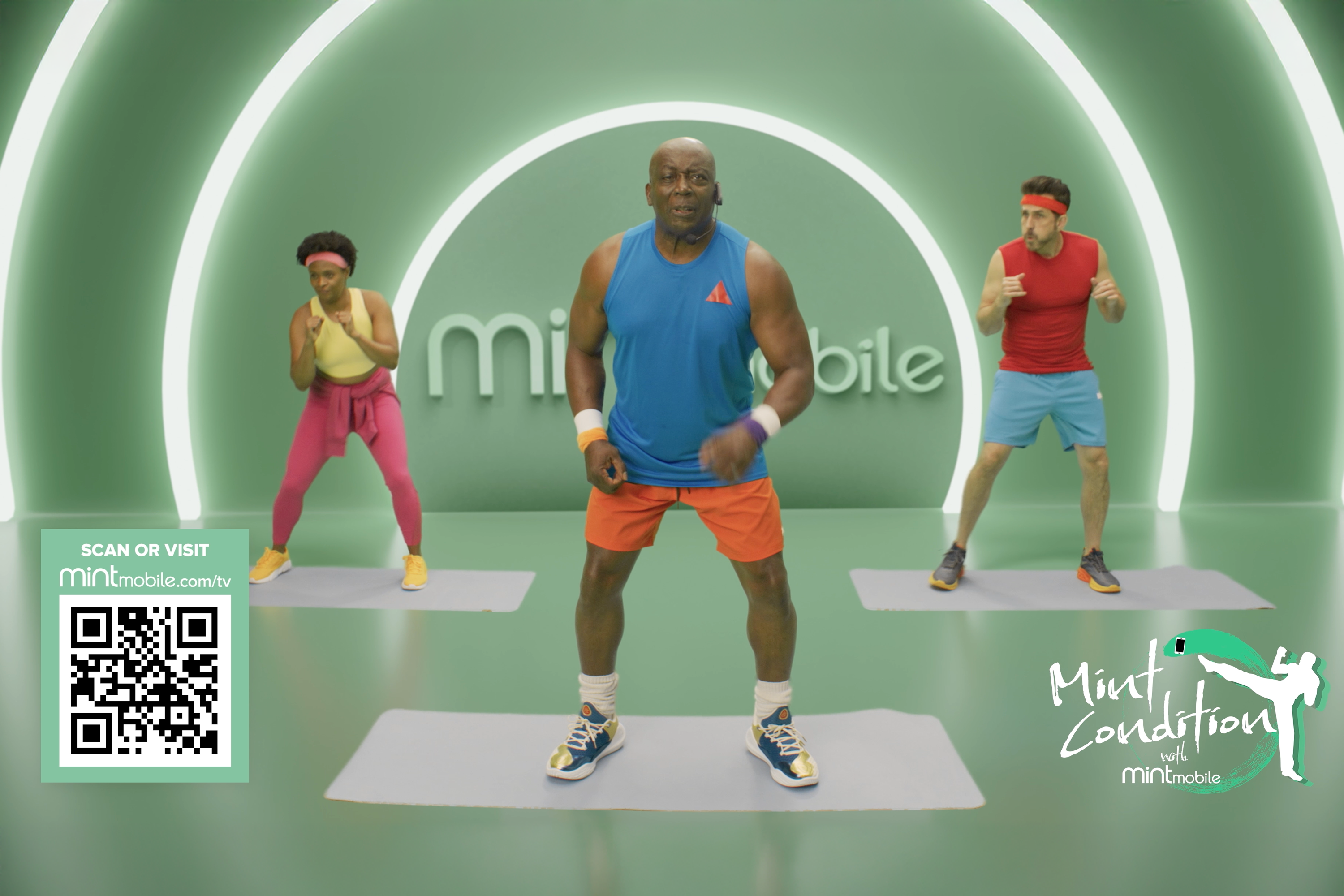 Mint Mobile 30-minute infomercial stars Ryan Reynolds, nostalgia - Ad Age