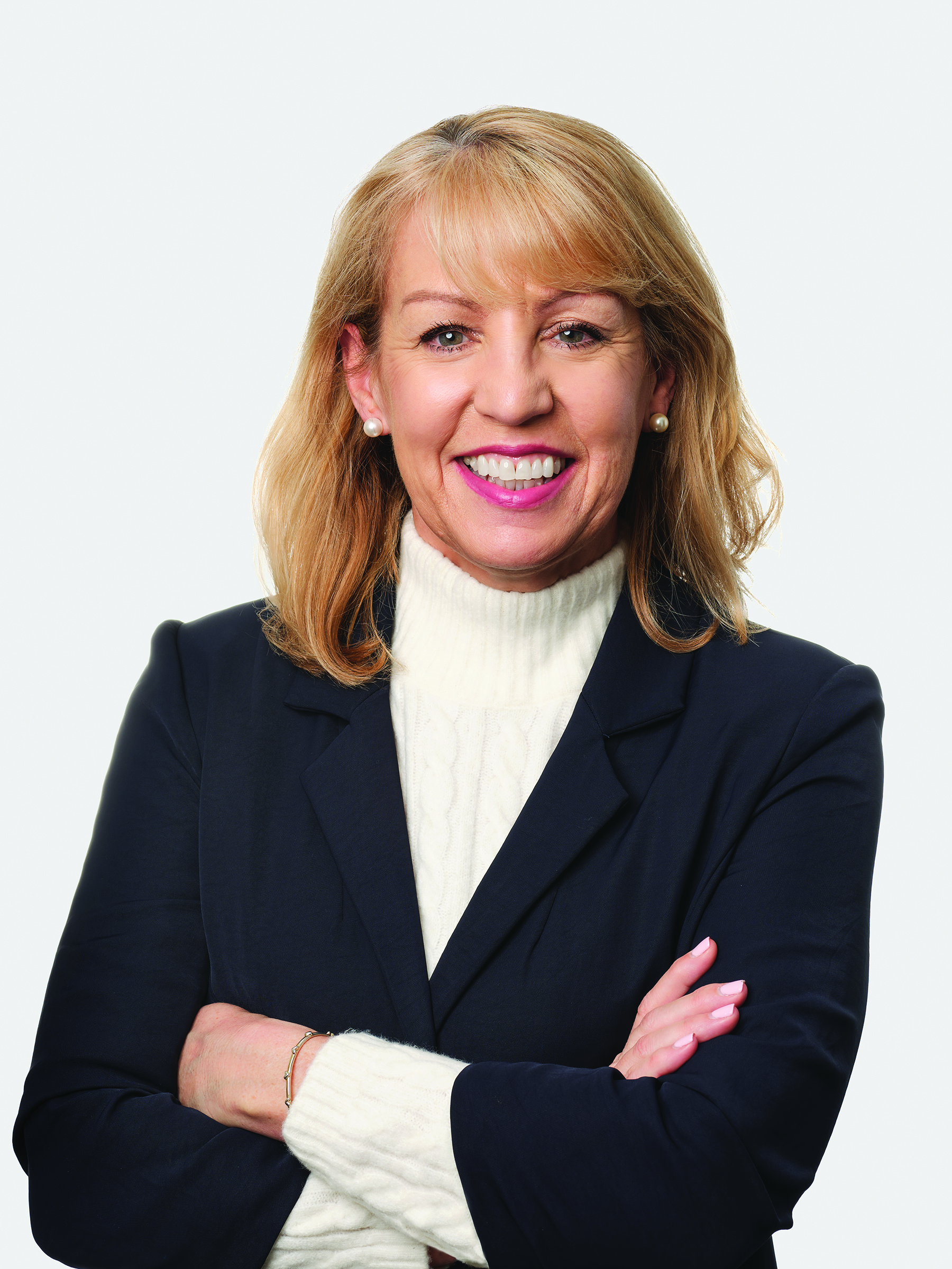 Women Breaking the Mold 2025 | Betsy Roca, Quantum Polymers - Plastics News