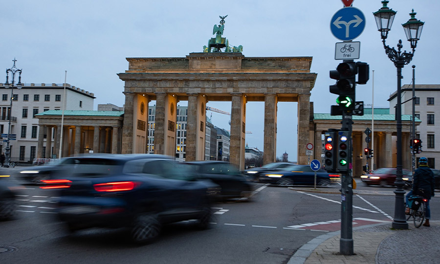 EU, Germany reach car emissions deal that includes e-fuels - Automotive ...