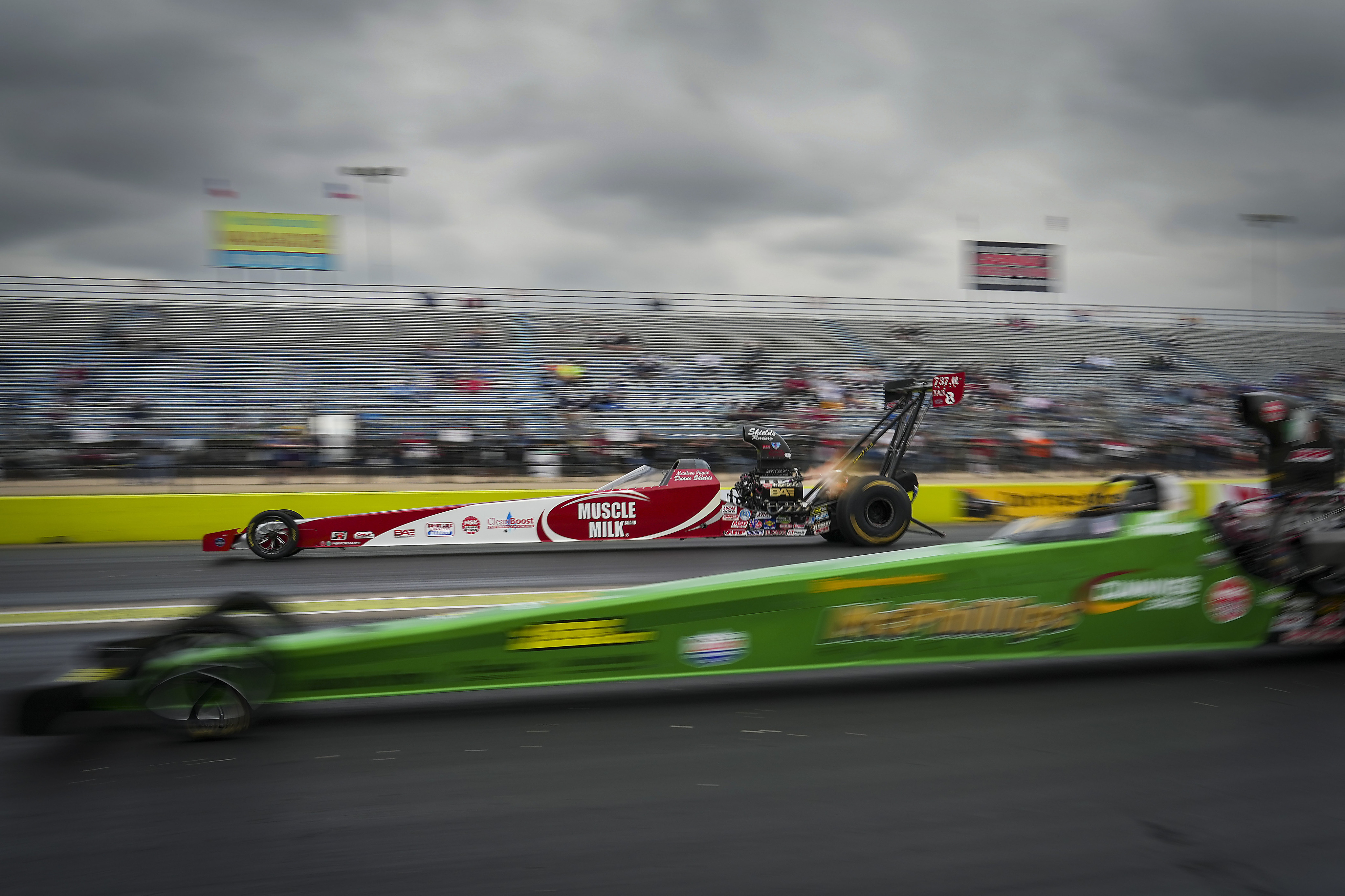 Texas tough: See photos from the 37th annual Texas NHRA FallNationals