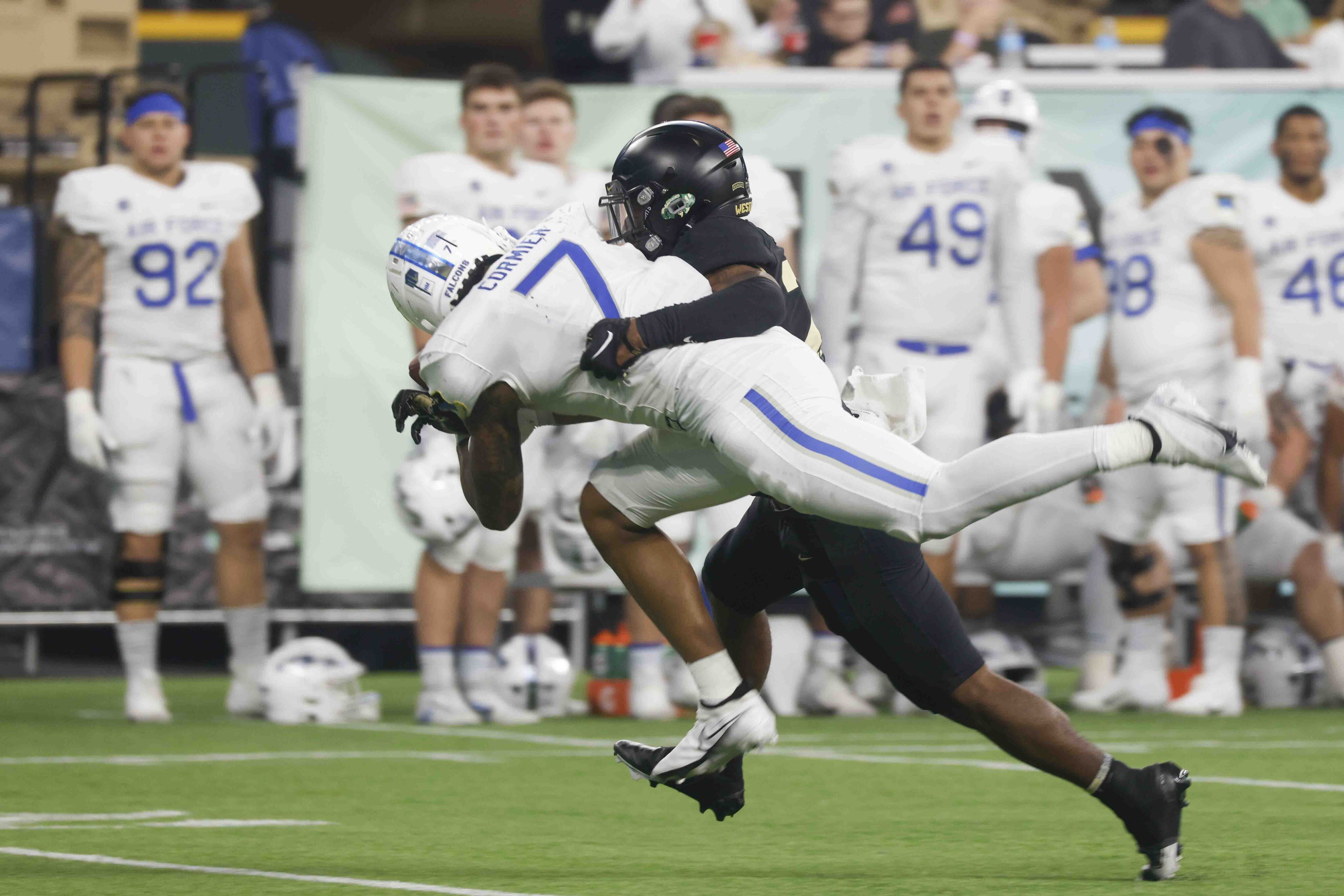 Photos: Air Force players kiss Commander-in-Chief’s Trophy, celebrate ...