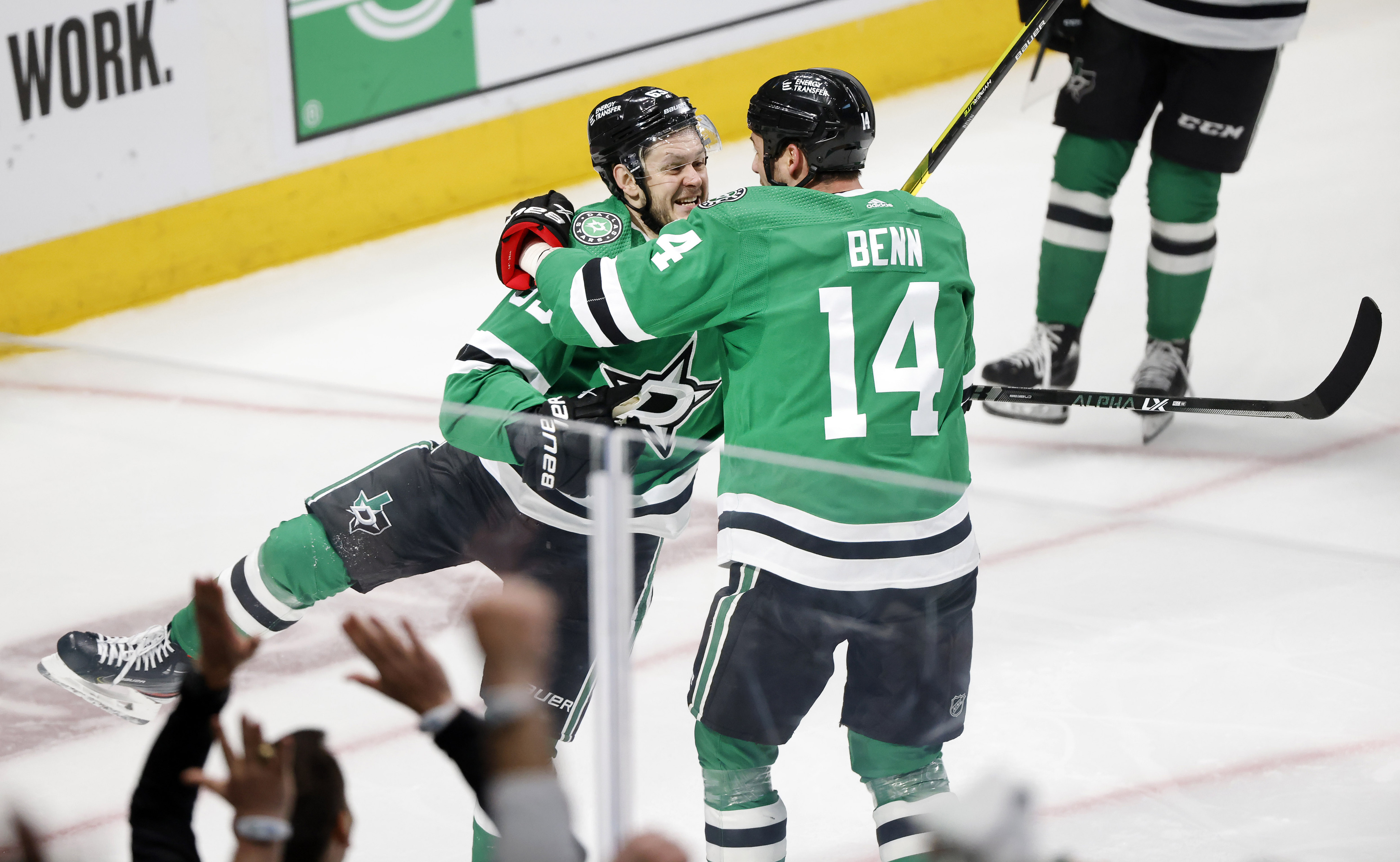 Photos: Hats off to Roope Hintz and the Dallas Stars' Game 2 victory