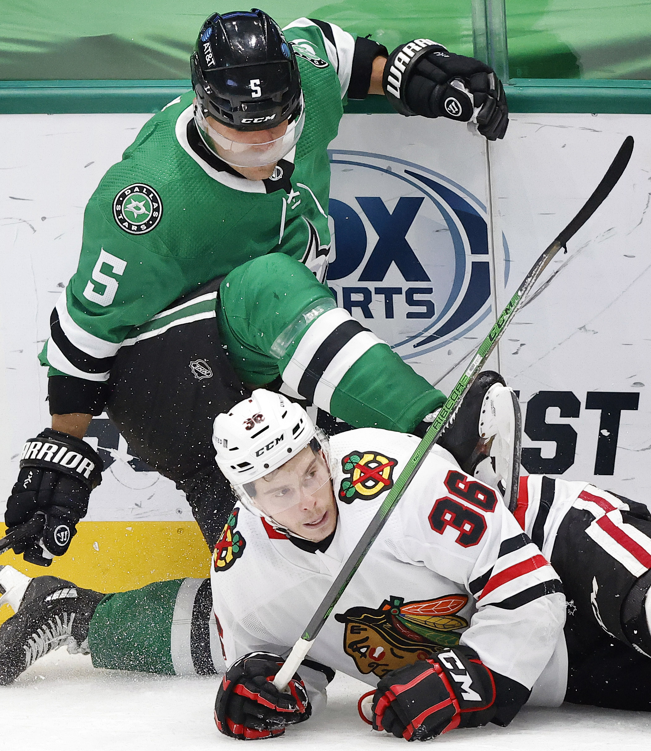 Photos: Stars celebrate blowout win over Blackhawks, Nick Caamano and ...