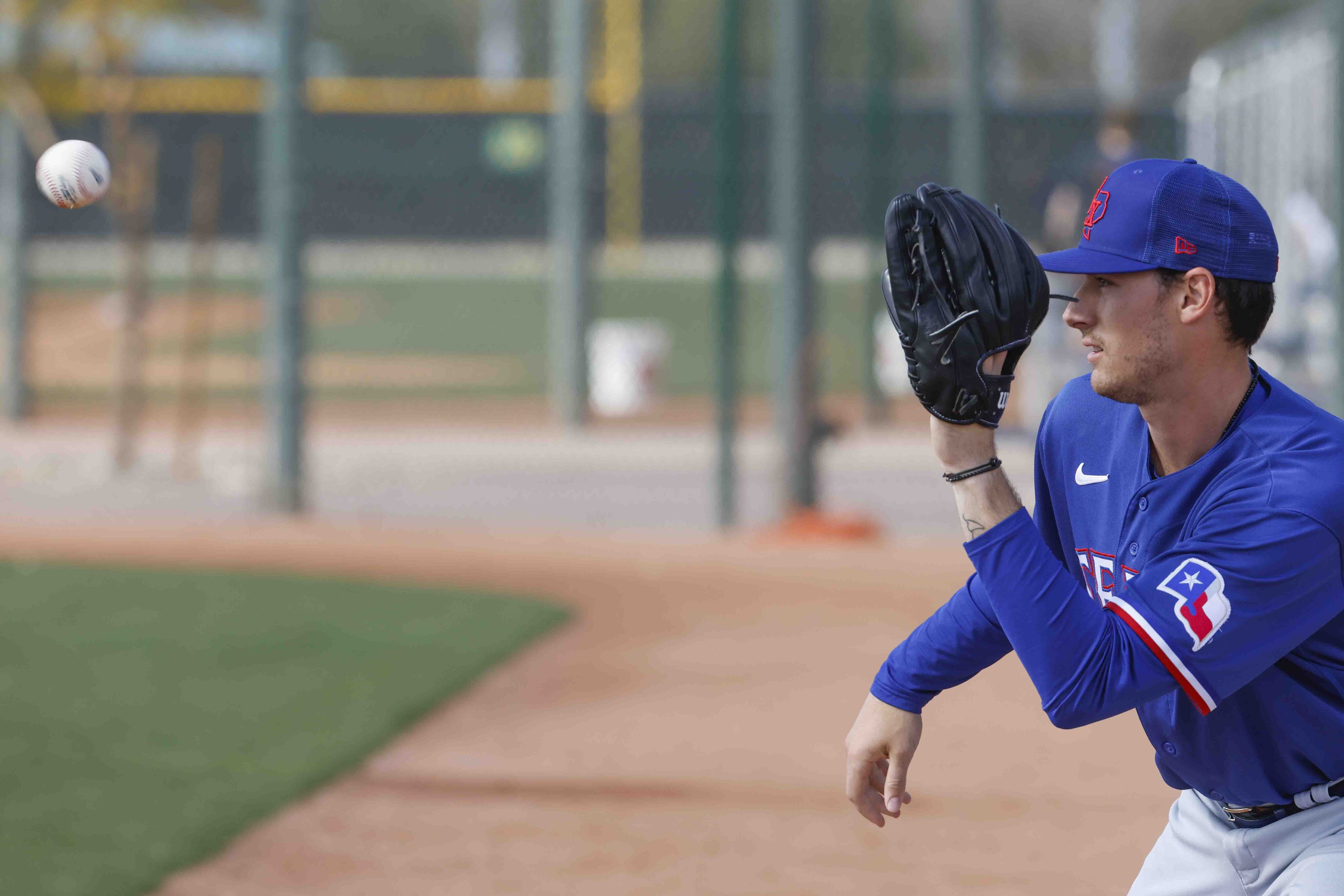 Sunday, fun day: Jacob deGrom, Rangers take the field for a spring ...