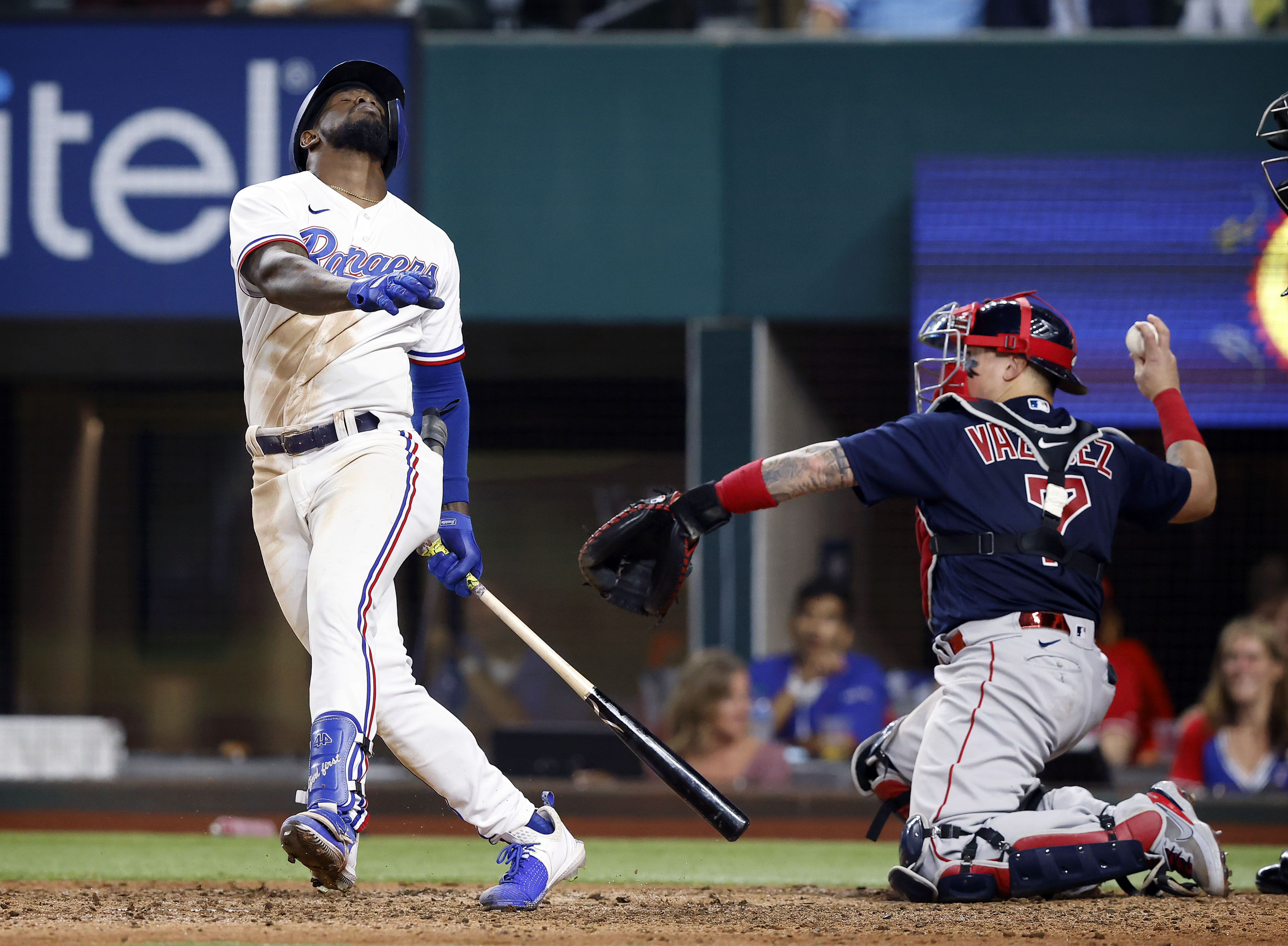 Photos: Hello Win Column! Rangers' bats wake up in 4-1 victory over Red ...