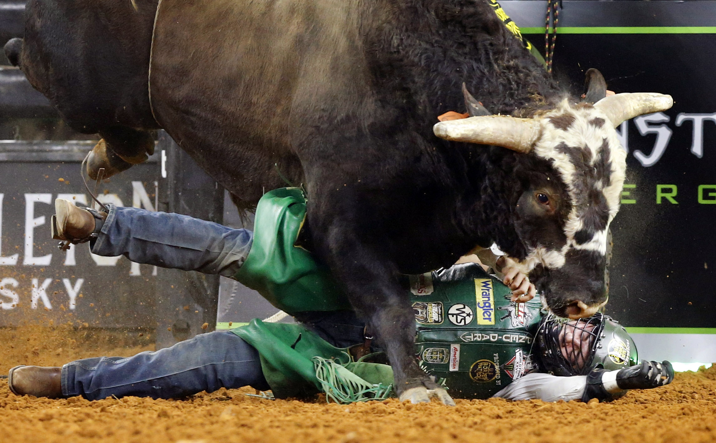Photos: Jose Vitor Leme captures the title in PBR World Finals at AT&T ...