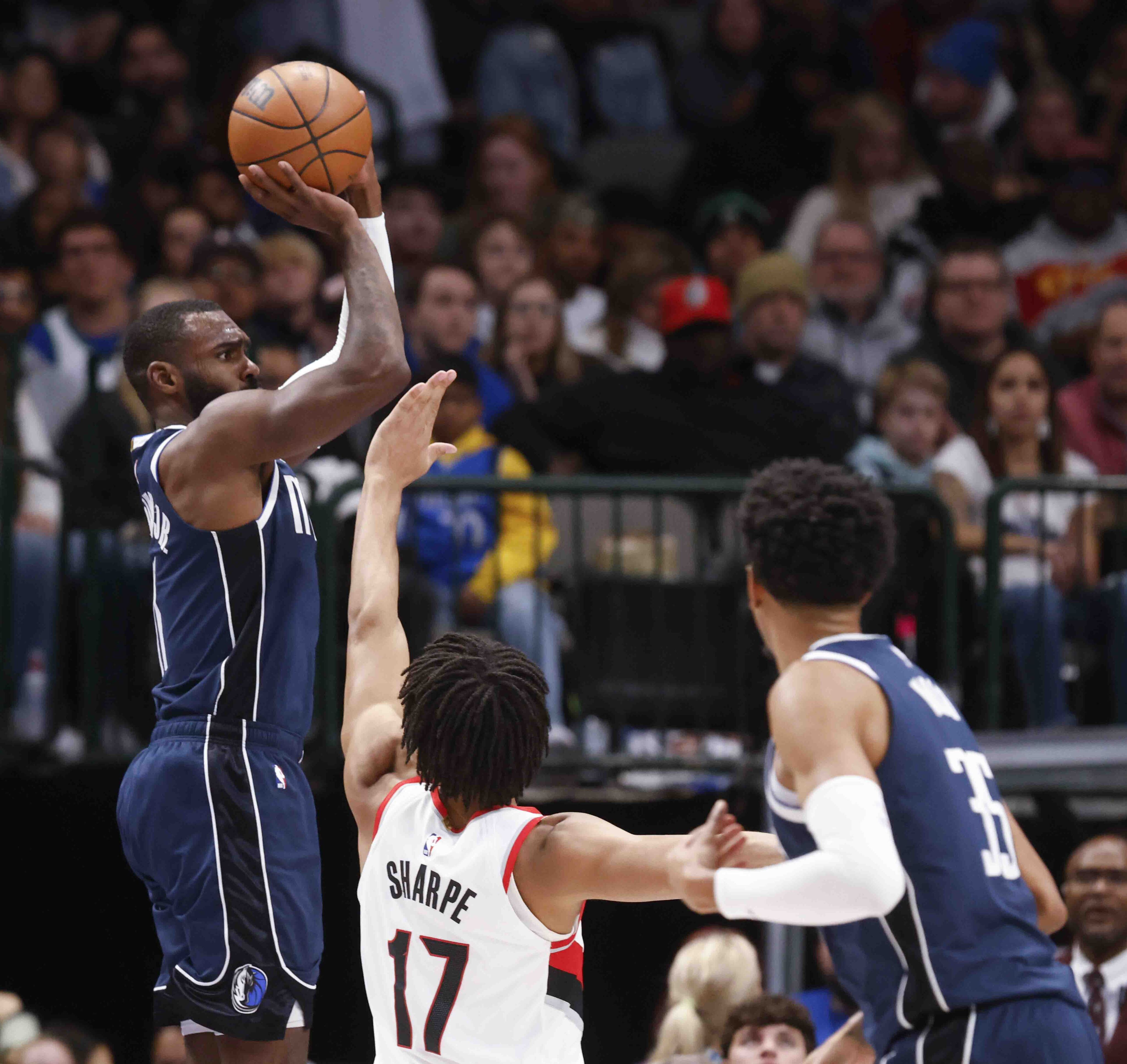 Photos: Takeoff initiated! Mavs' Luka Doncic skies for a slam dunk ...