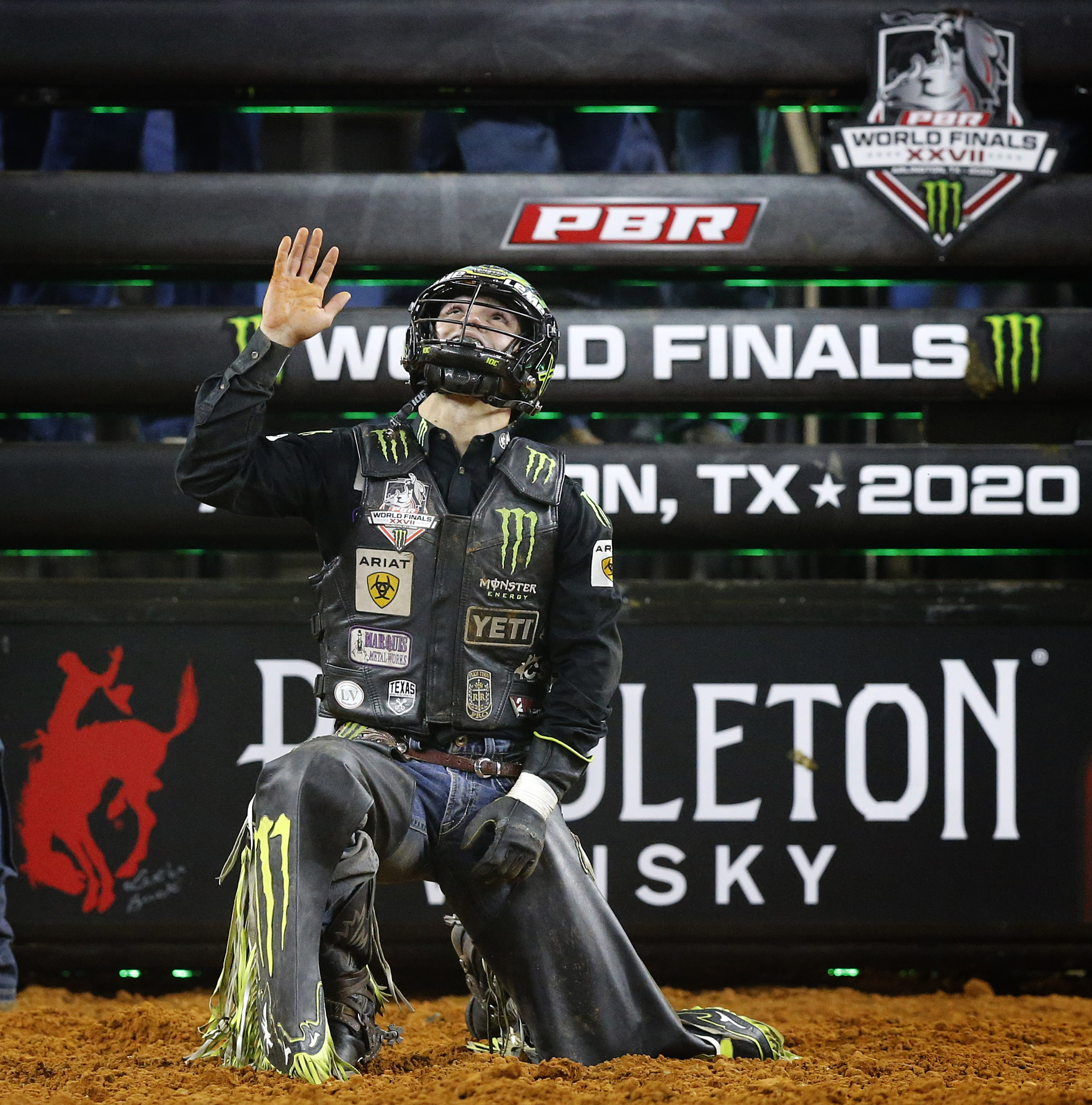Photos: Jose Vitor Leme captures the title in PBR World Finals at AT&T ...