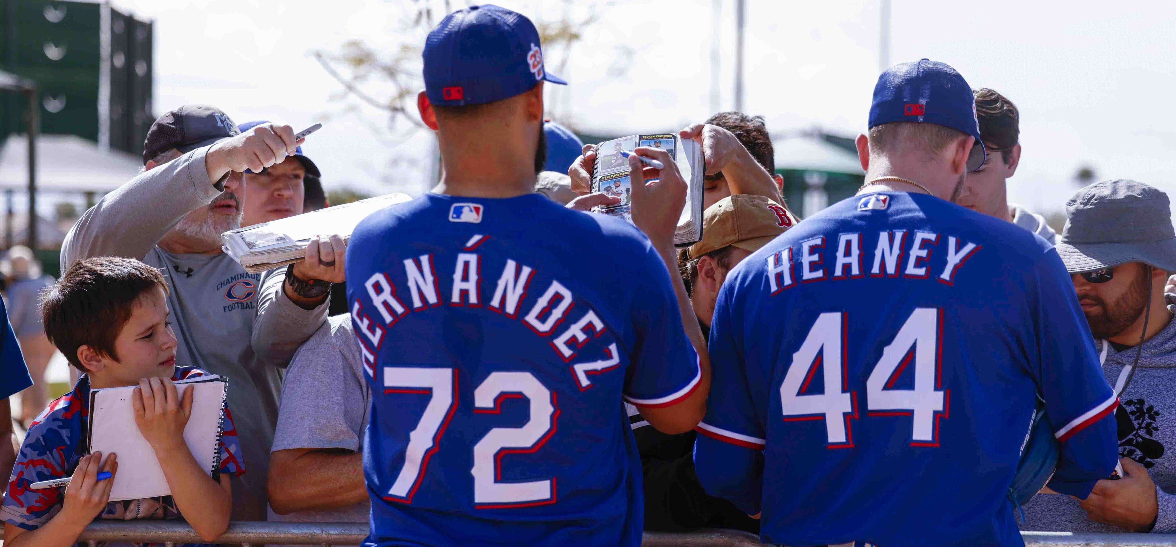 Sunday, fun day: Jacob deGrom, Rangers take the field for a spring ...