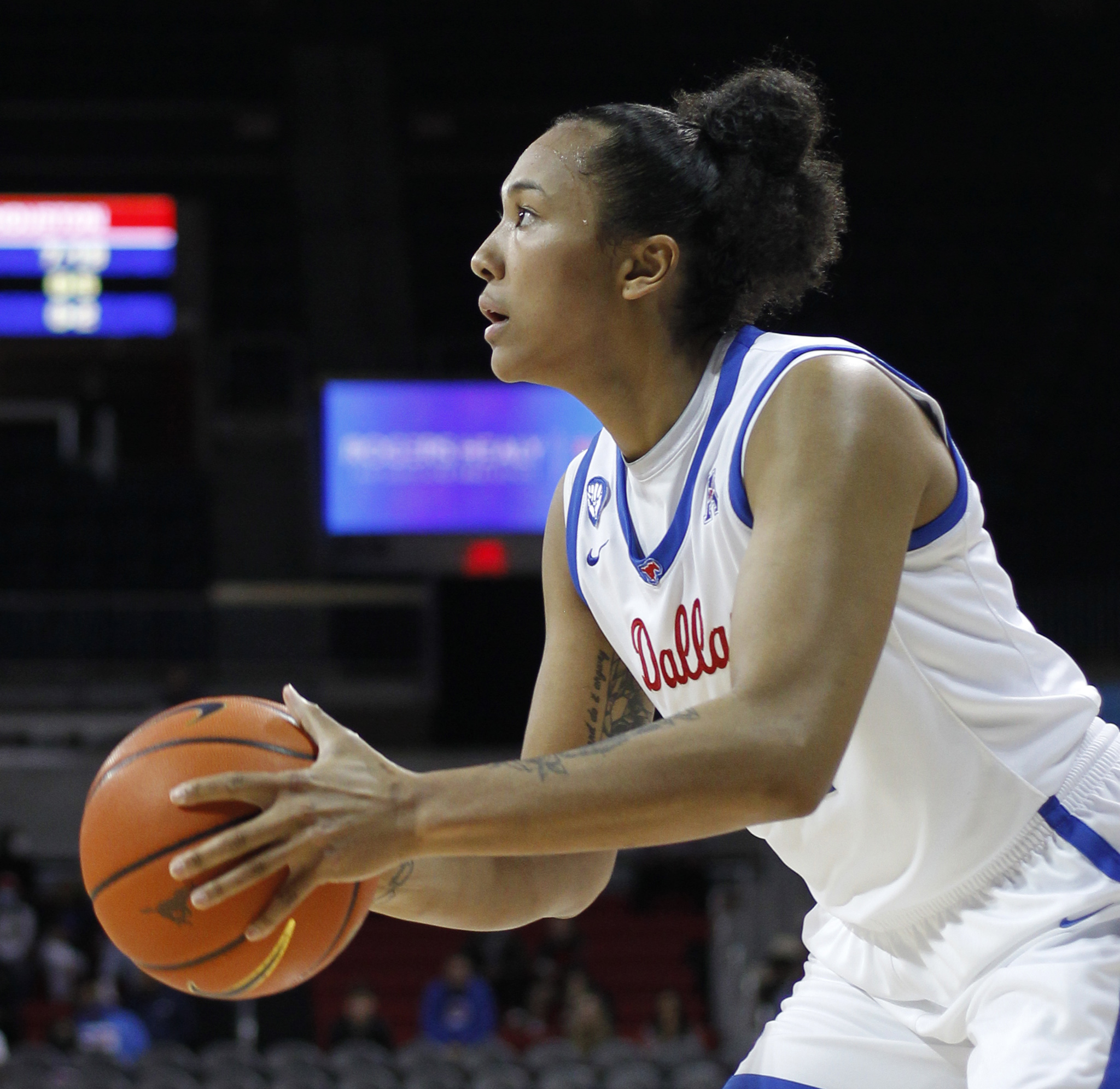 Ankle-breaker! Check out these incredible photos from SMU Women's ...