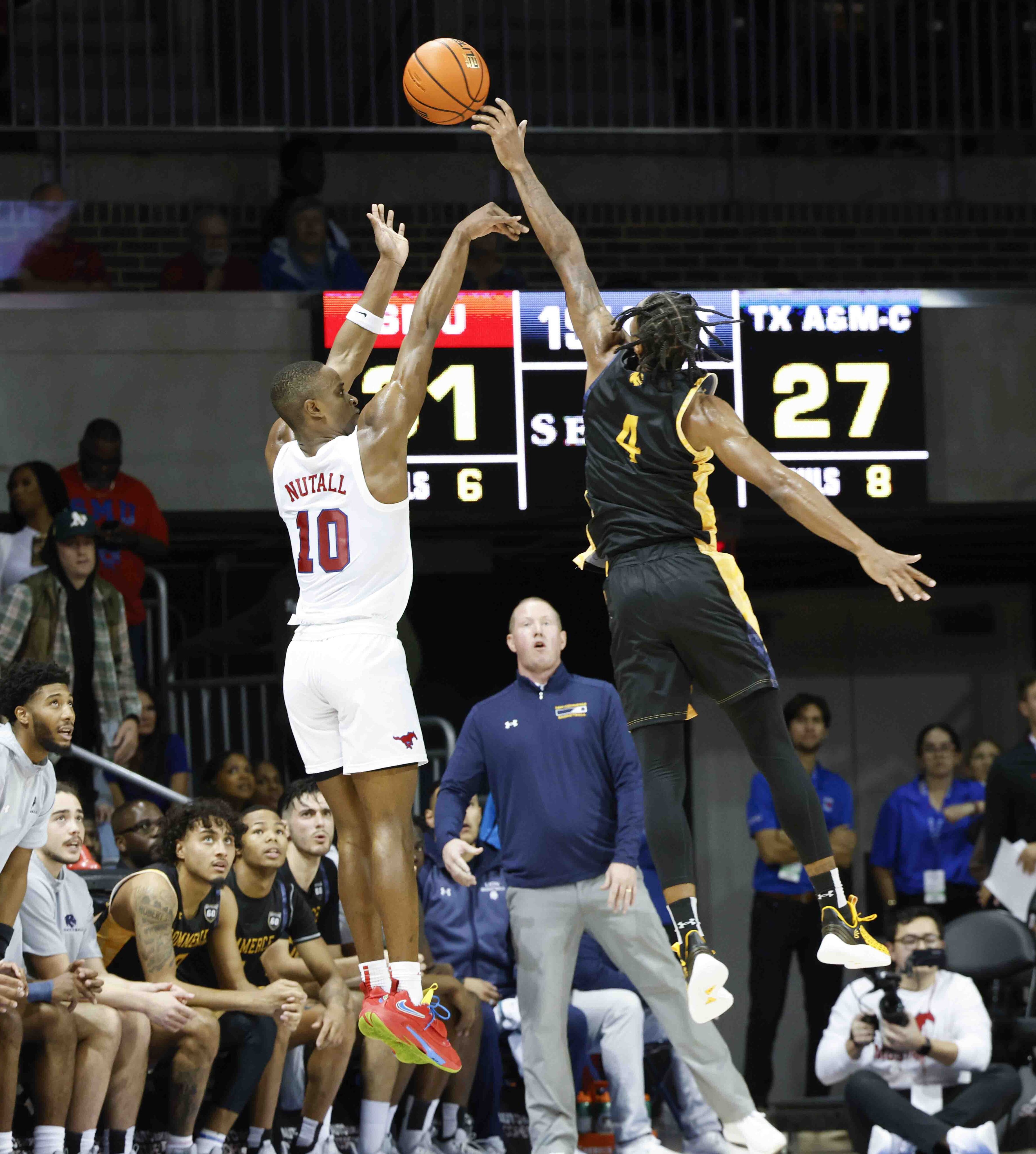Photos: Layup line! SMU's Zhuric Phelps drives for a layup against ...
