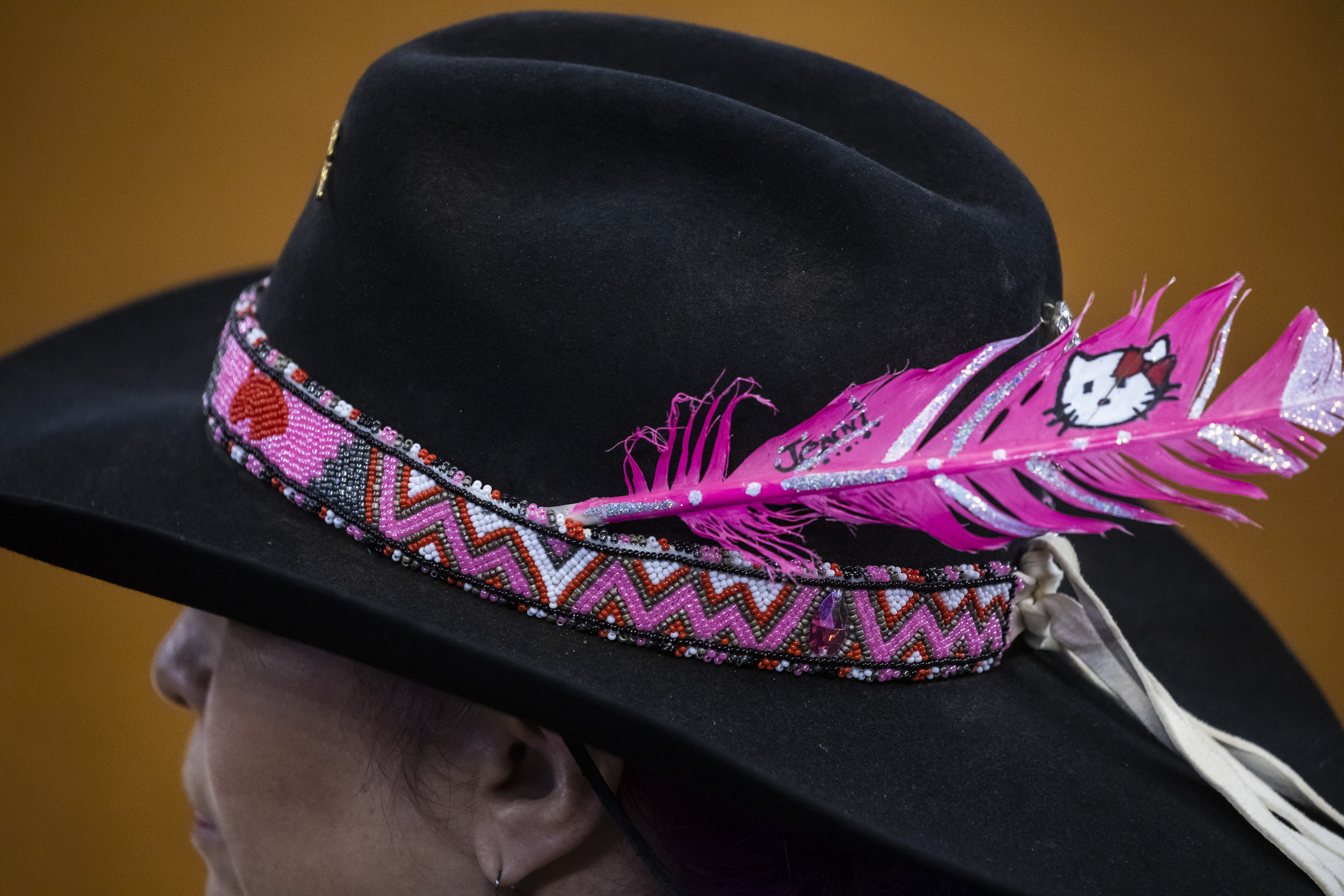 Photos: Hold on tight! Whitlee Burgess competes in the breakaway ...