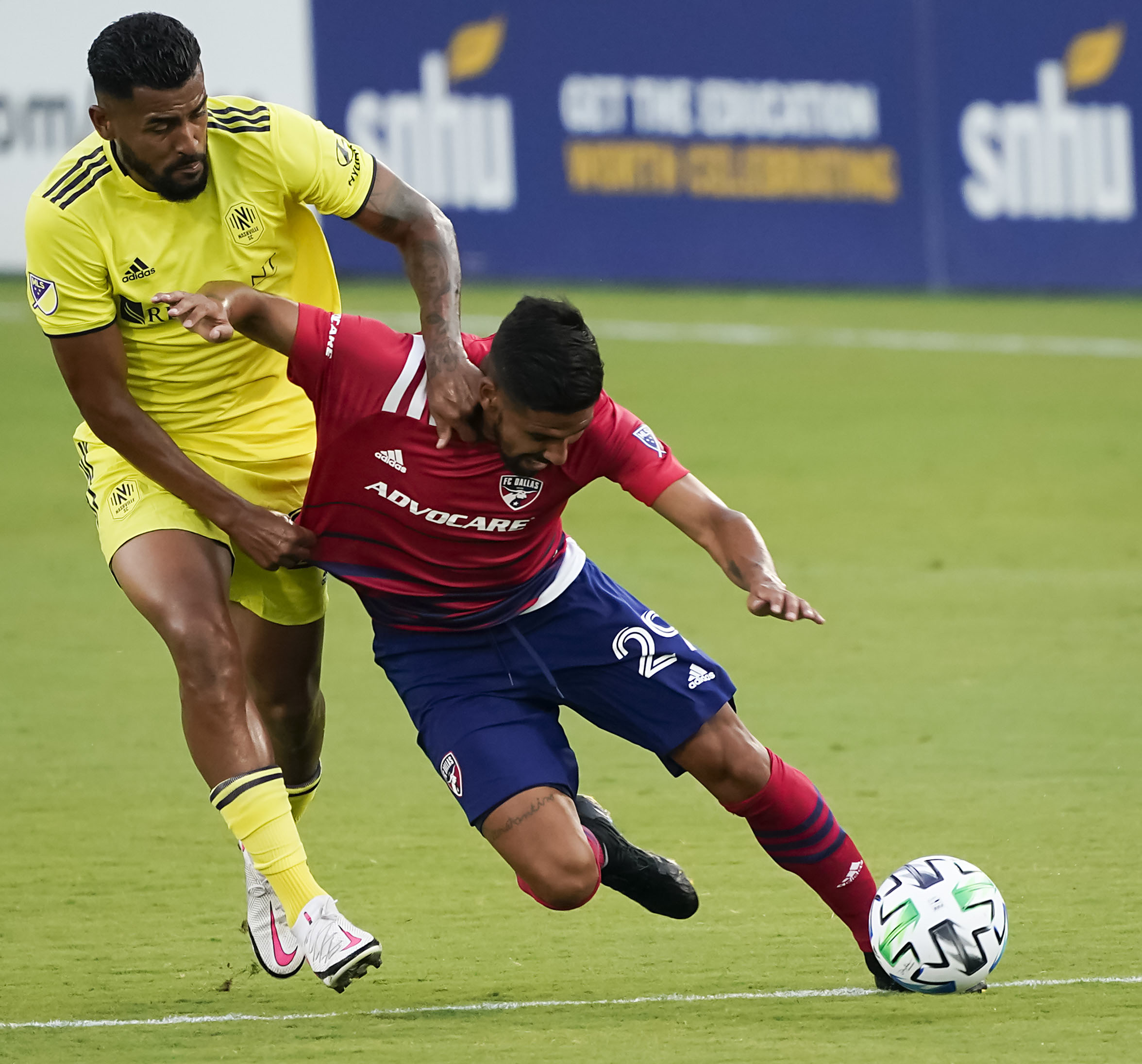 Photos: FC Dallas, Nashville SC players kneel for the national anthem ...