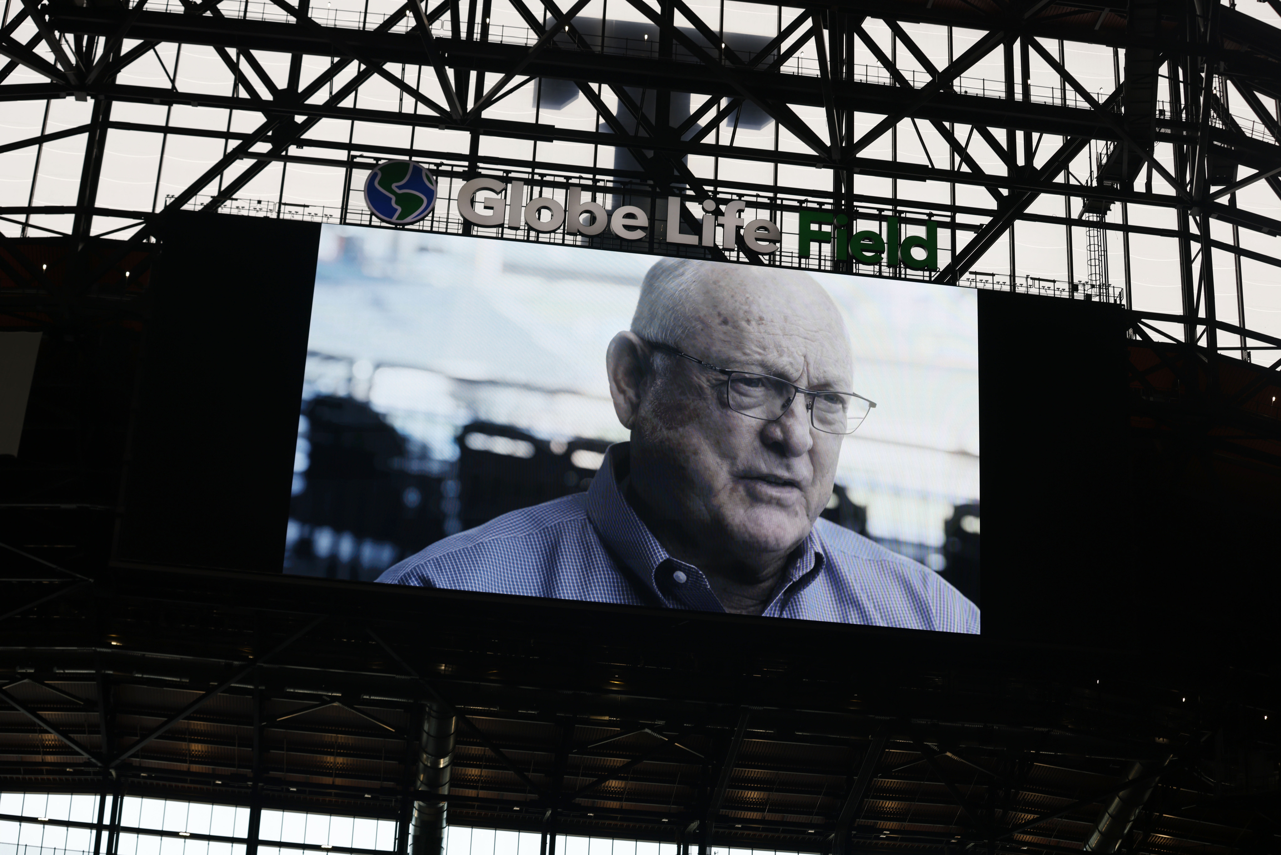 Photos: Express time! Nolan Ryan is introduced at the screening of the ...