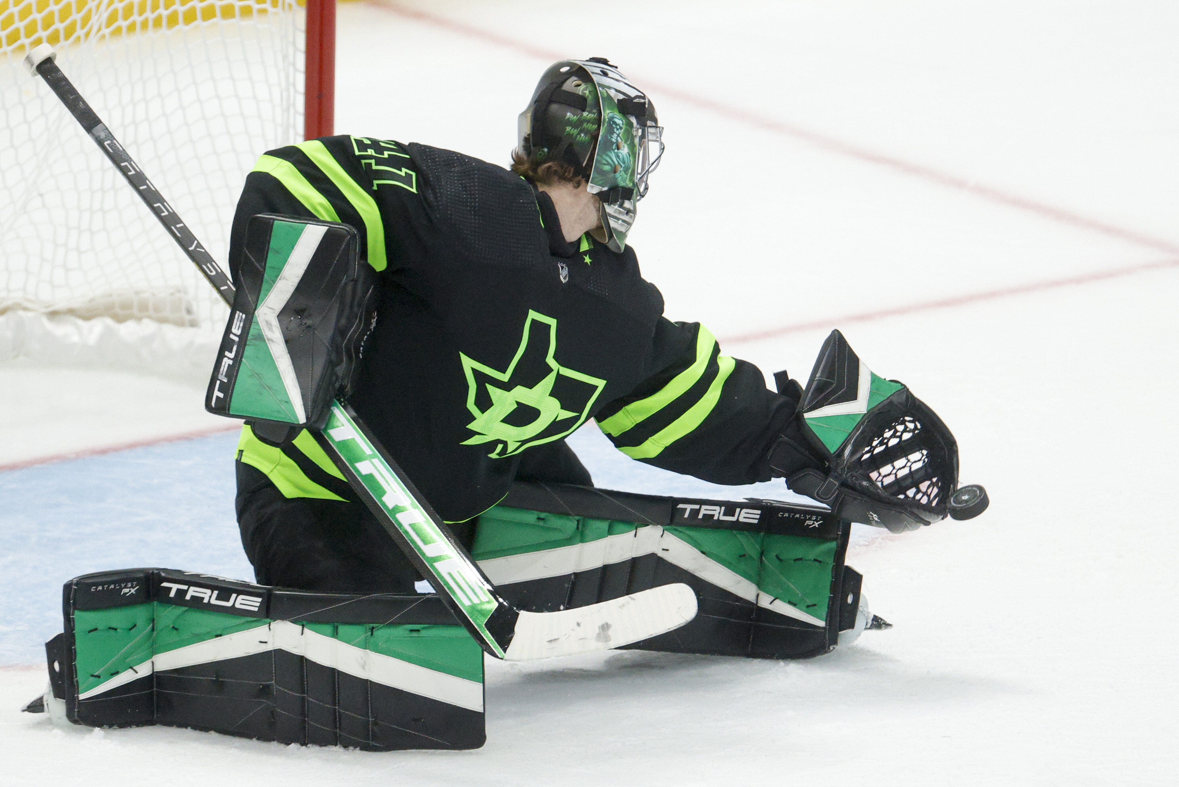 Battered: See photos from the Stars' 6-3 drubbing vs. the Rangers