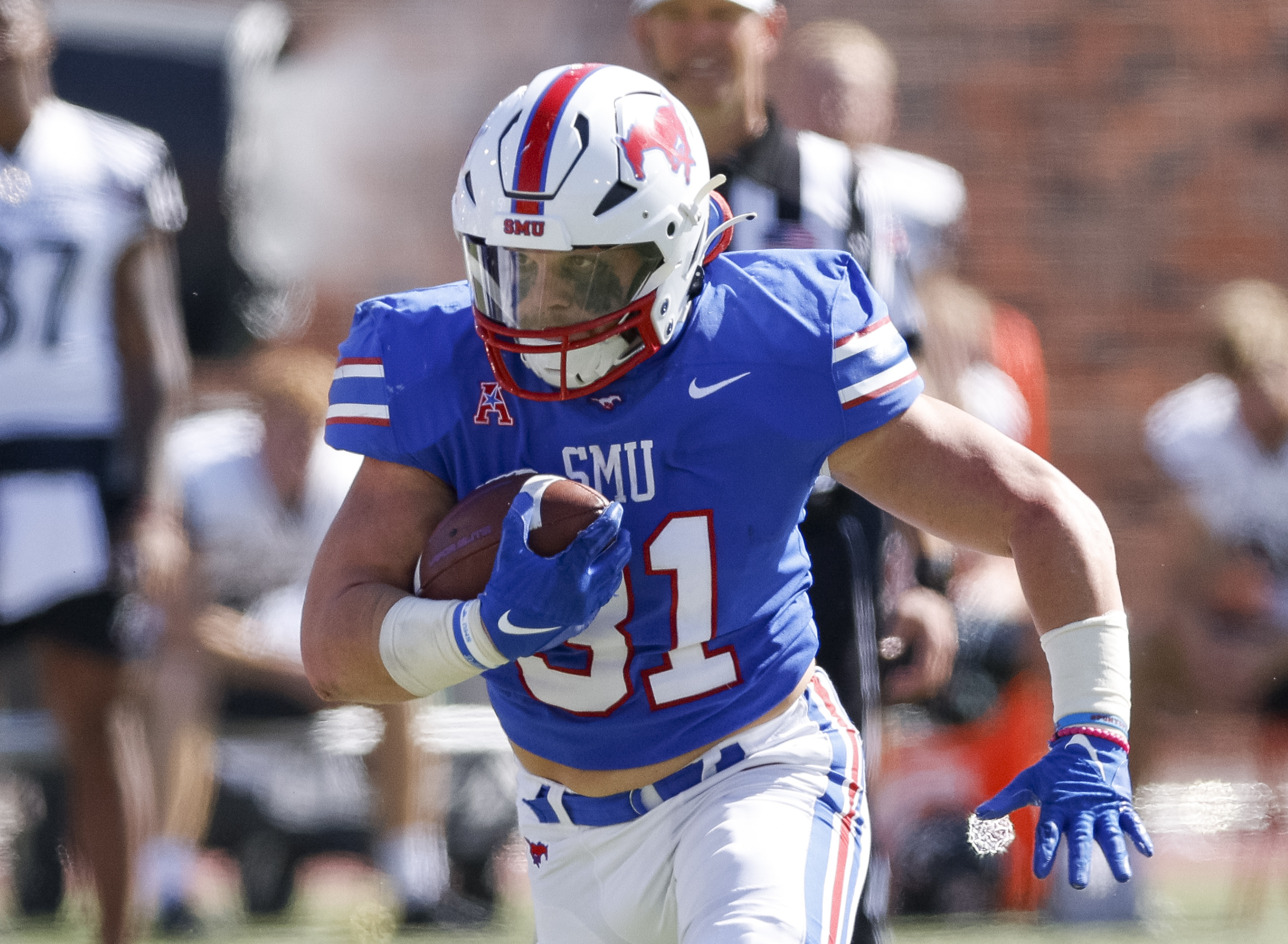 SMU-Cincinnati photos: Mustangs celebrate late TD, Preston Stone enters ...