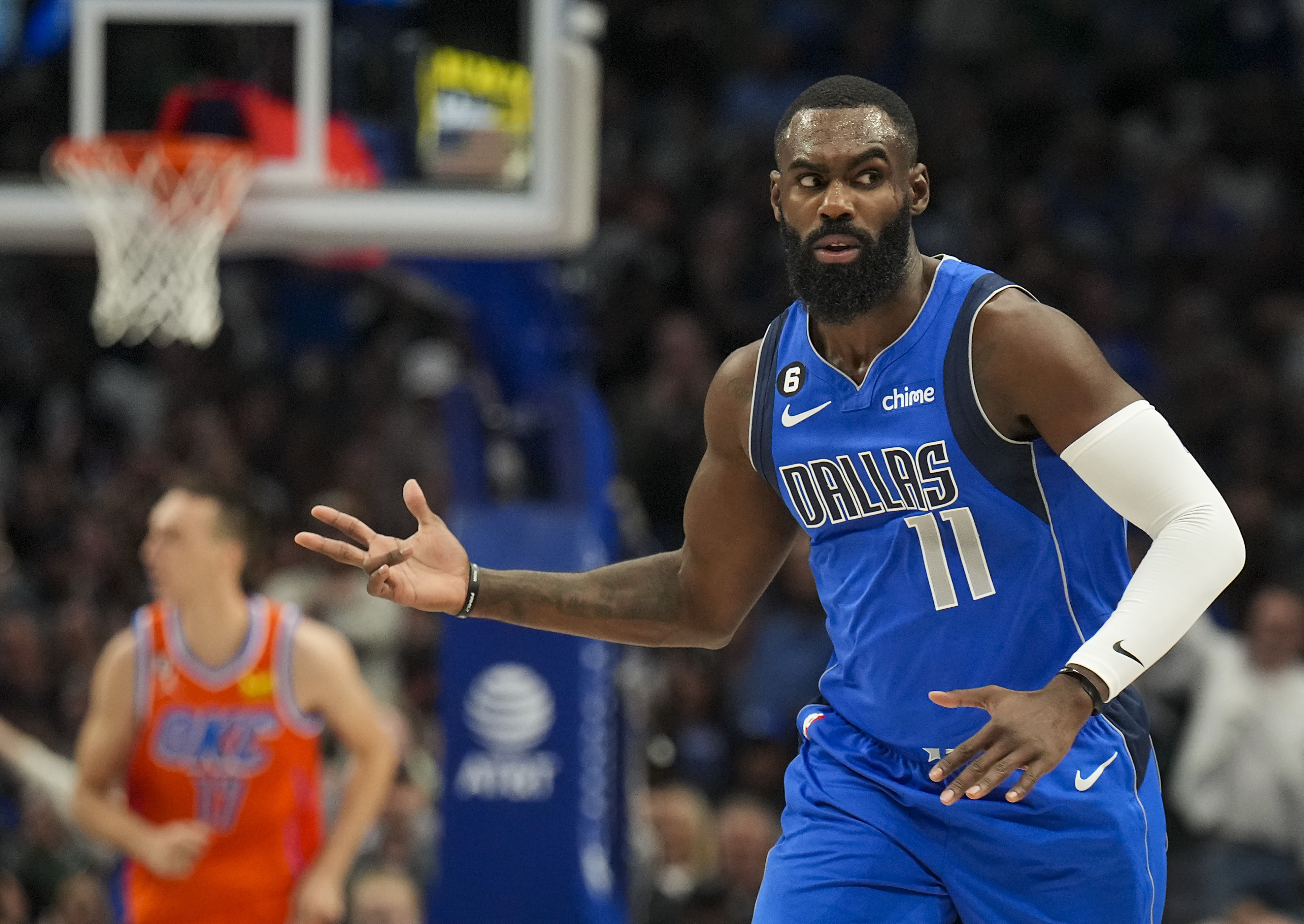 Playing spoiler: See photos from the Mavericks' OT loss vs. the Thunder