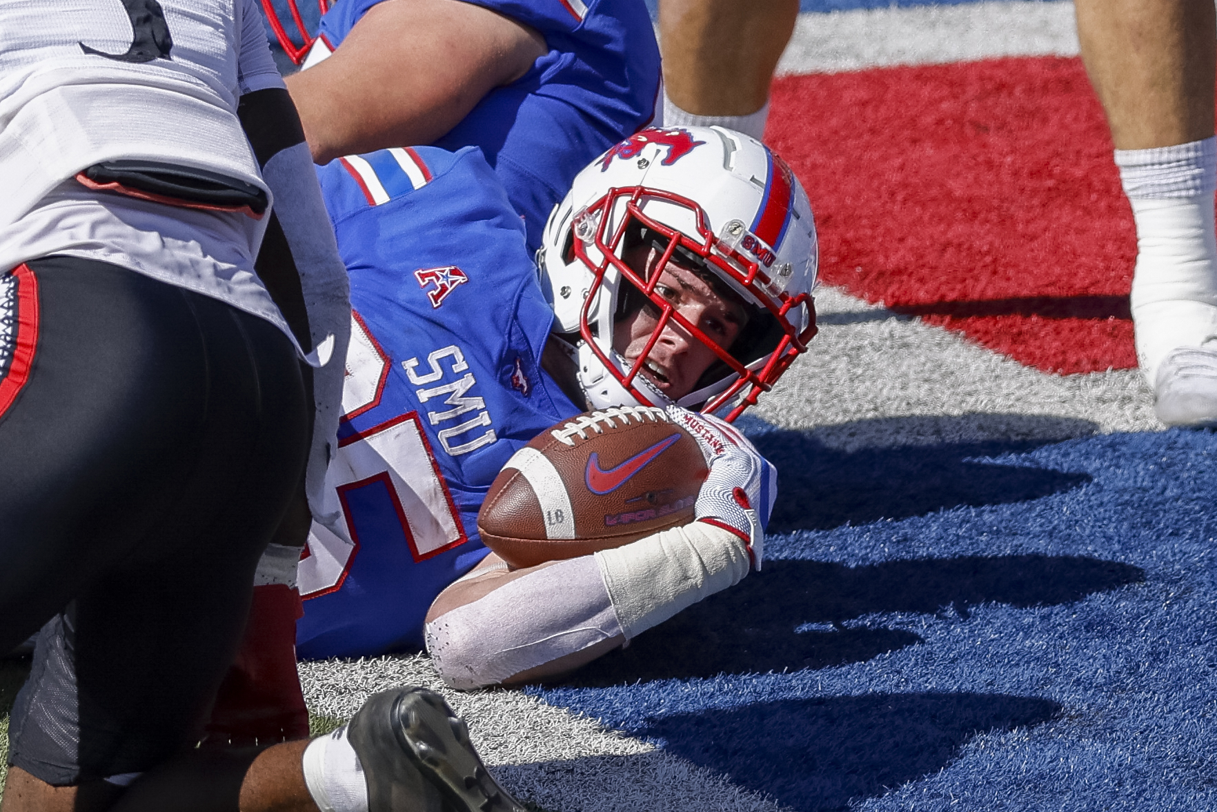 SMU-Cincinnati photos: Mustangs celebrate late TD, Preston Stone enters ...