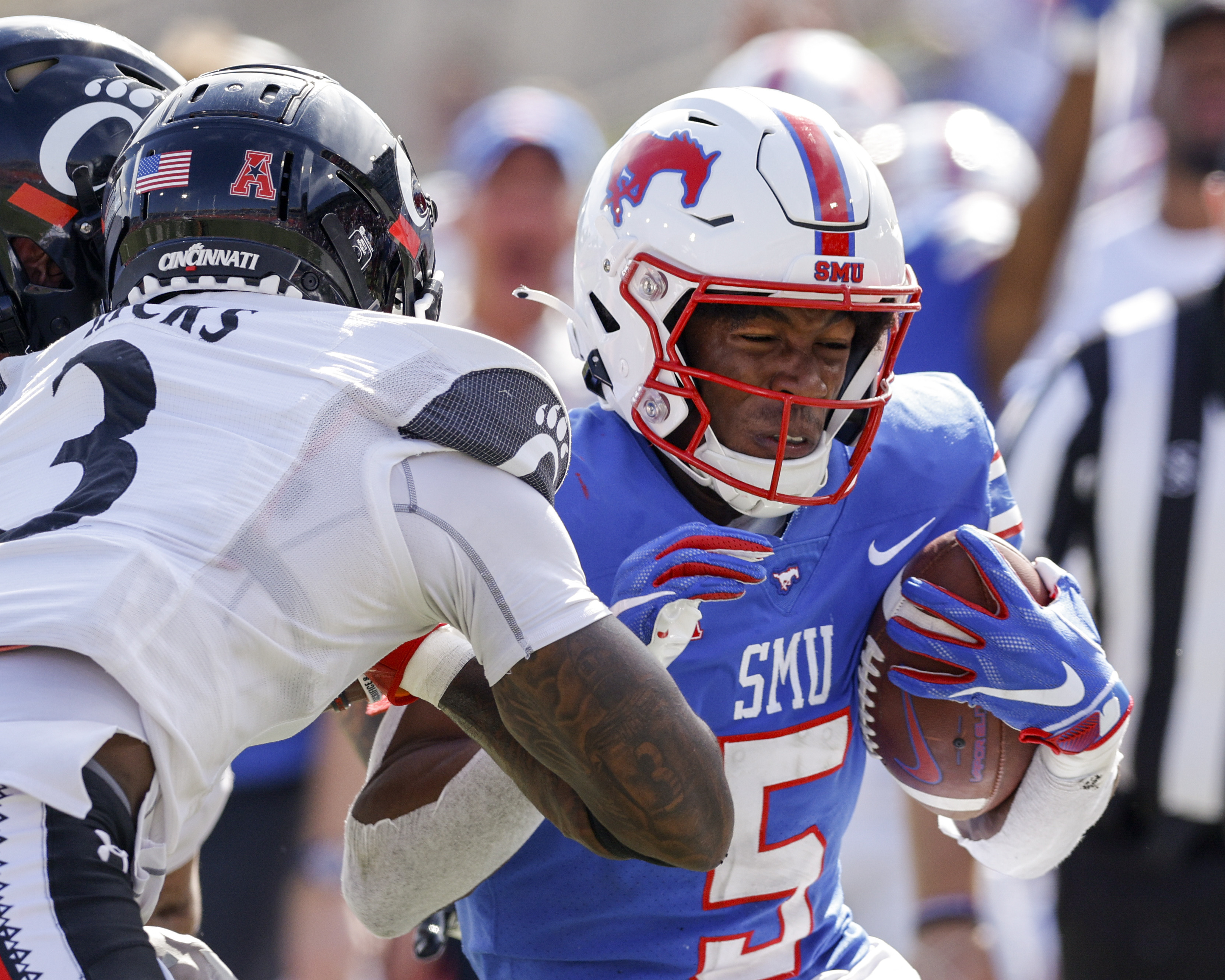 SMU-Cincinnati photos: Mustangs celebrate late TD, Preston Stone enters ...