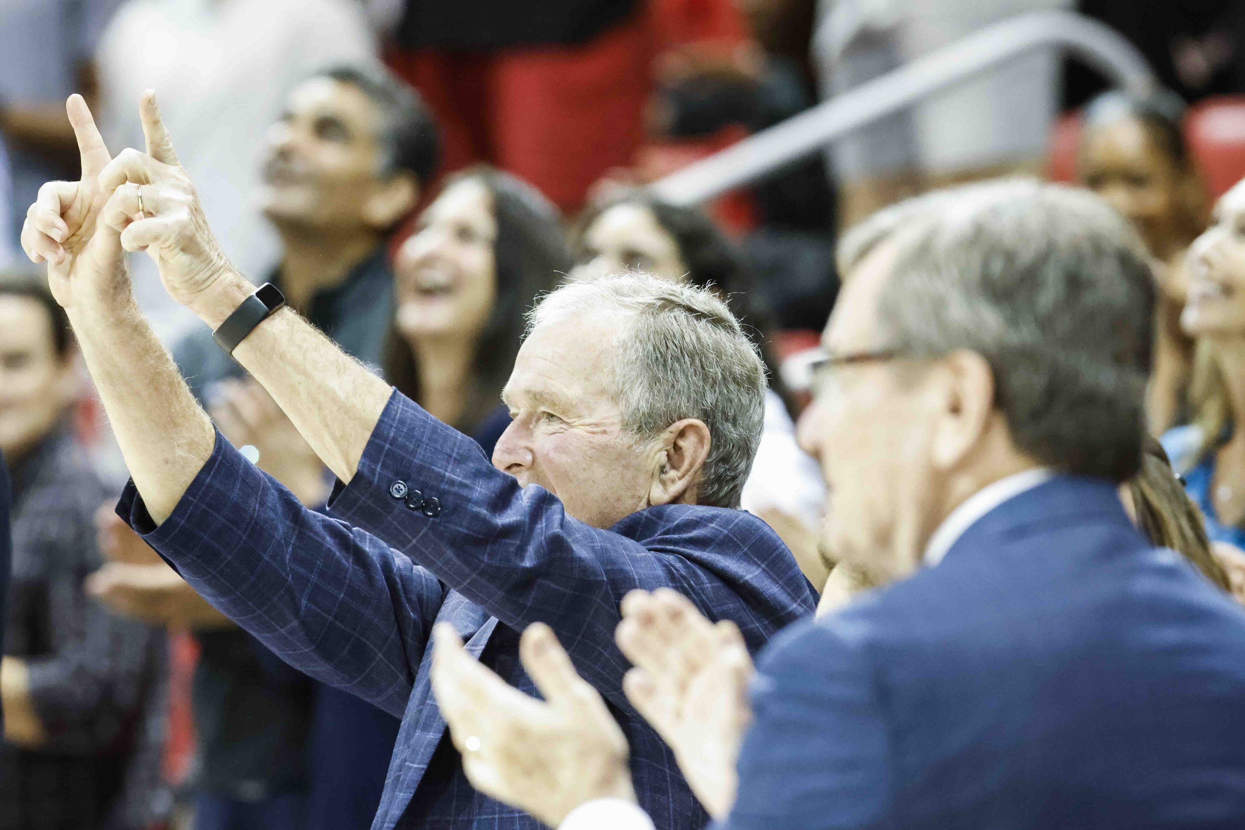 Photos: Layup line! SMU's Zhuric Phelps drives for a layup against ...