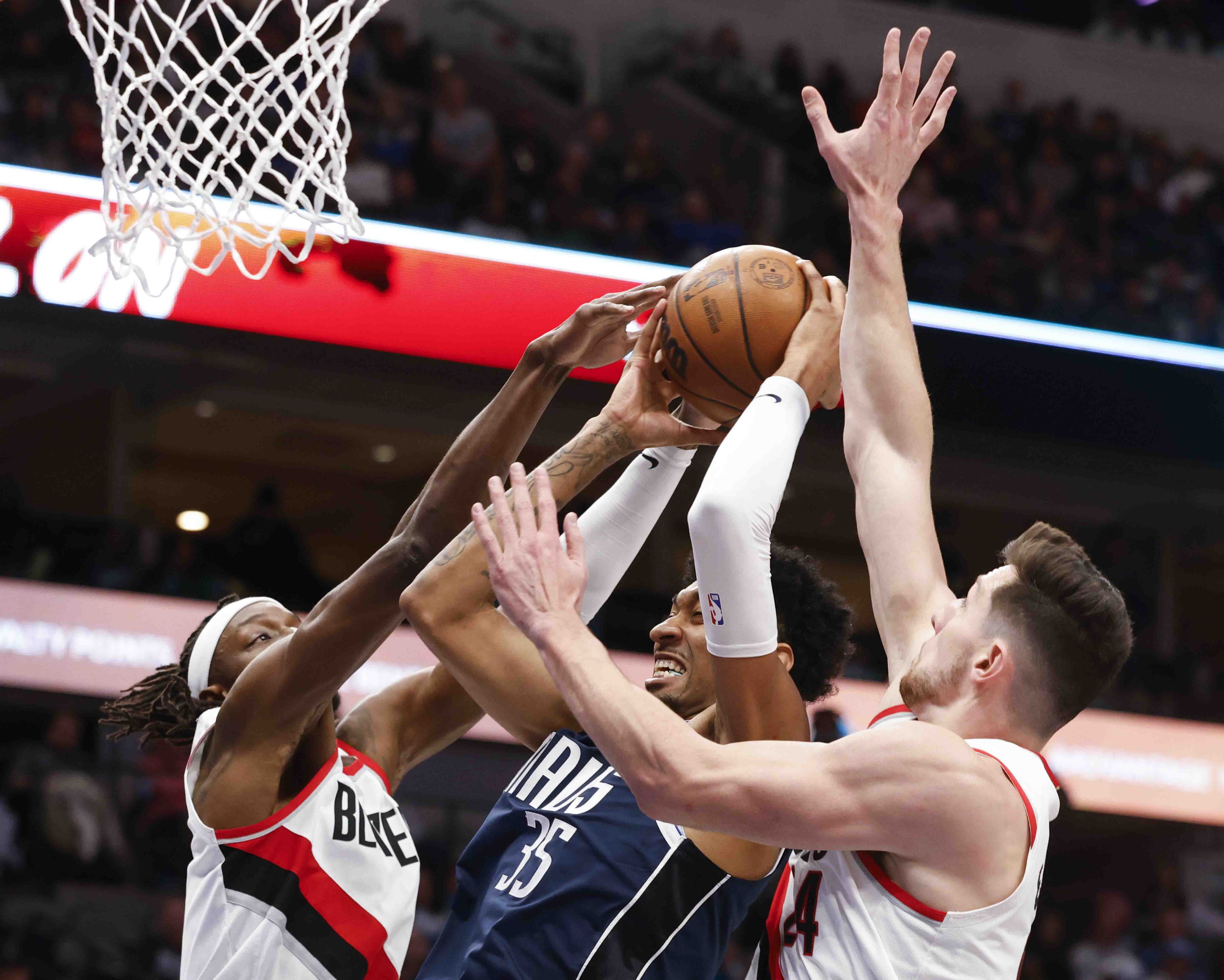 Photos: Takeoff initiated! Mavs' Luka Doncic skies for a slam dunk ...
