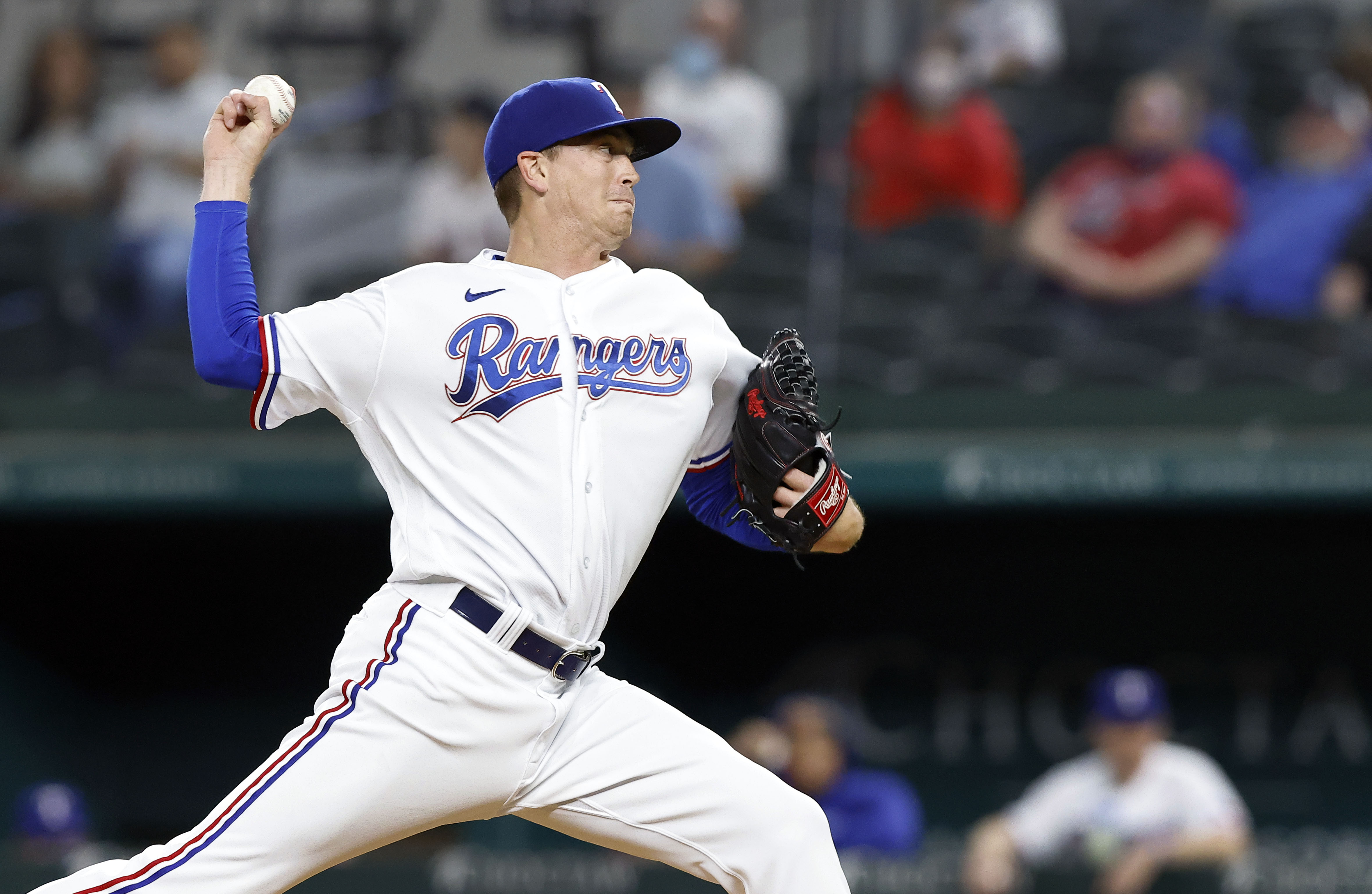 Photos: Hello Win Column! Rangers' bats wake up in 4-1 victory over Red ...