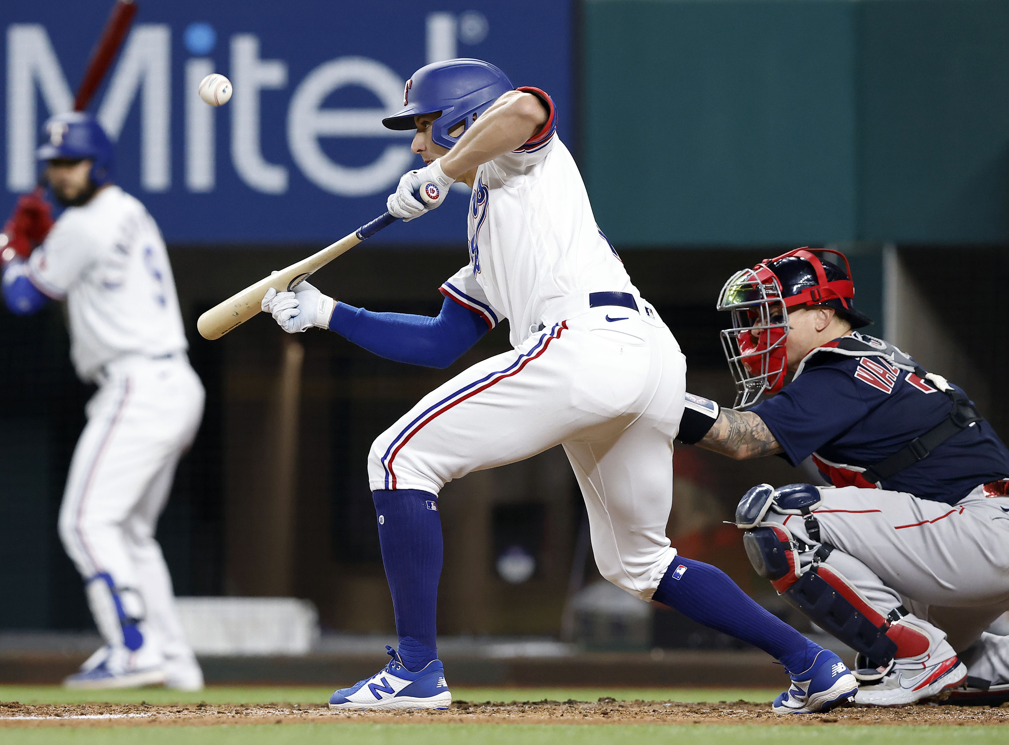 Photos: Hello Win Column! Rangers' bats wake up in 4-1 victory over Red ...