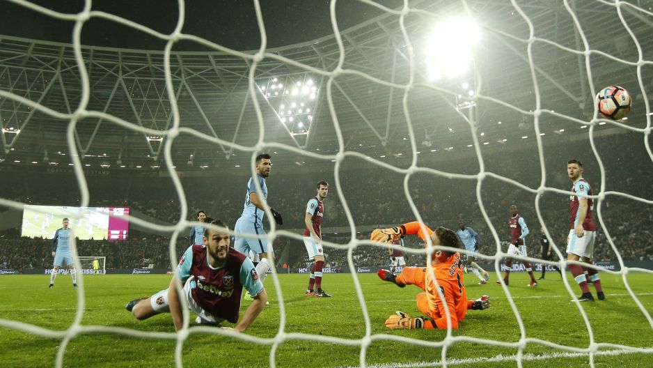 Manchester City goleó al West Ham con la aparición de ‘Spider-Man ...