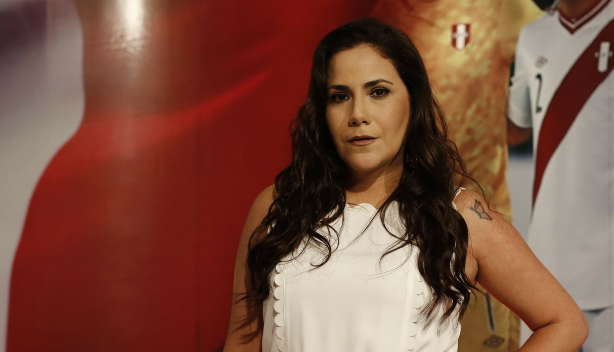 Andrea Llosa: "Solo bailo cuando tengo unas copitas encima ...