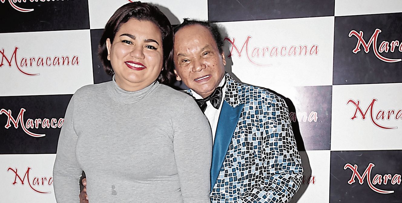 Melcochita jura que está como cañón y no necesita 'ayudín' para la intimidad con su esposa ...