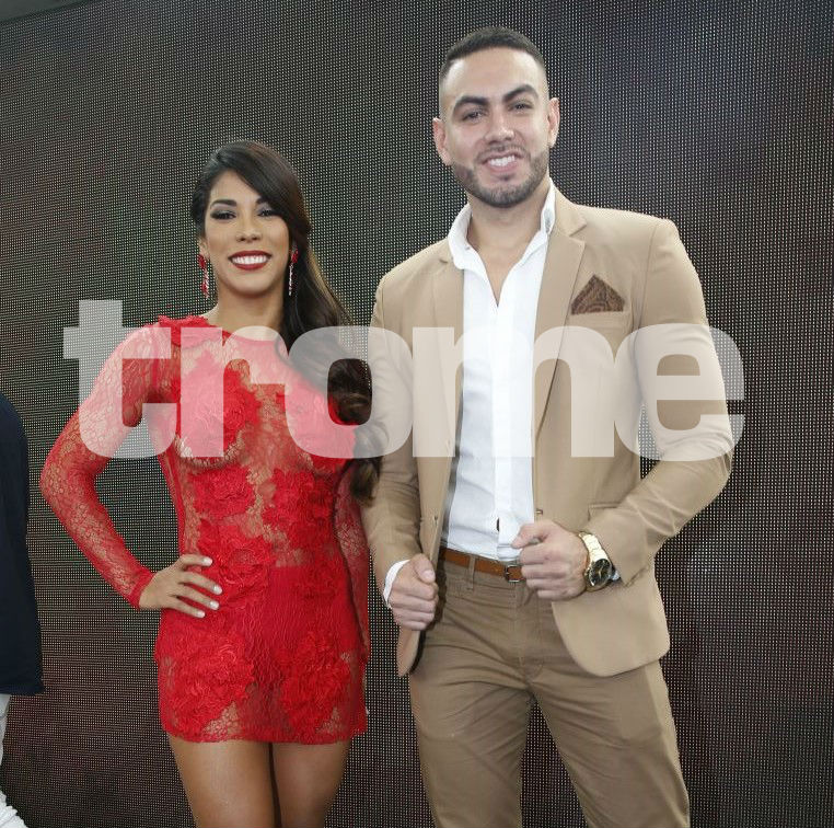 'El Gran Show': Karen Dejo le dio beso a Carlos ‘Coto’ Hernández [VIDEO ...