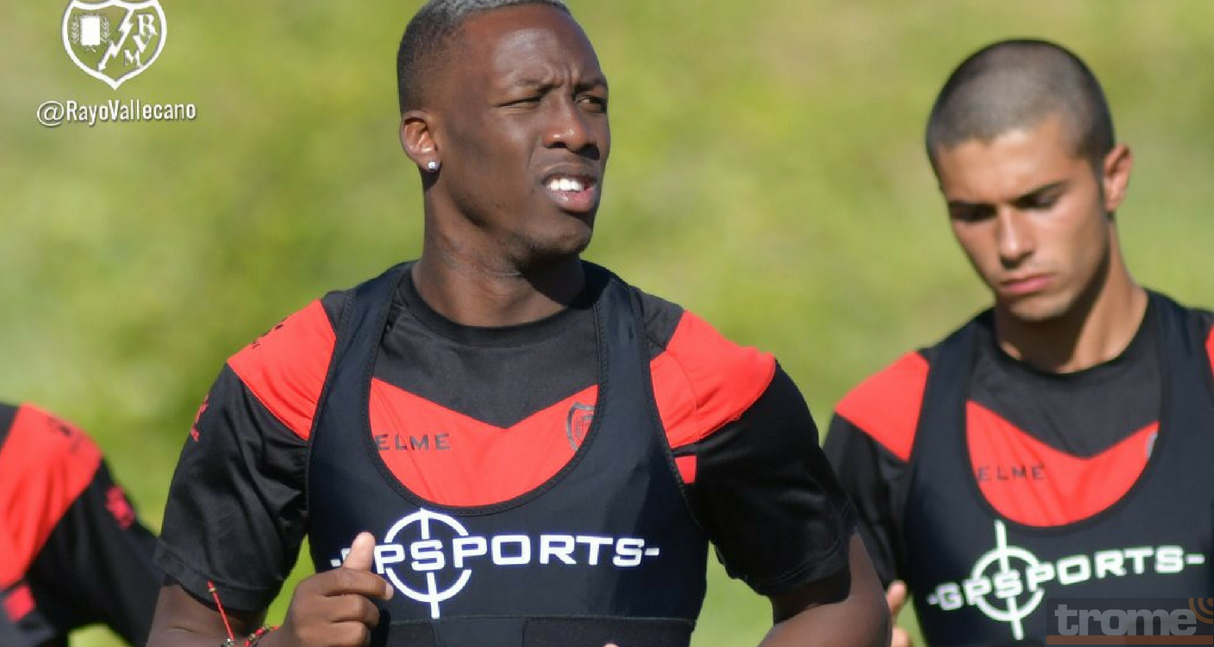 Luis Advíncula: Así empezó su primera práctica con el Rayo Vallecano de ...