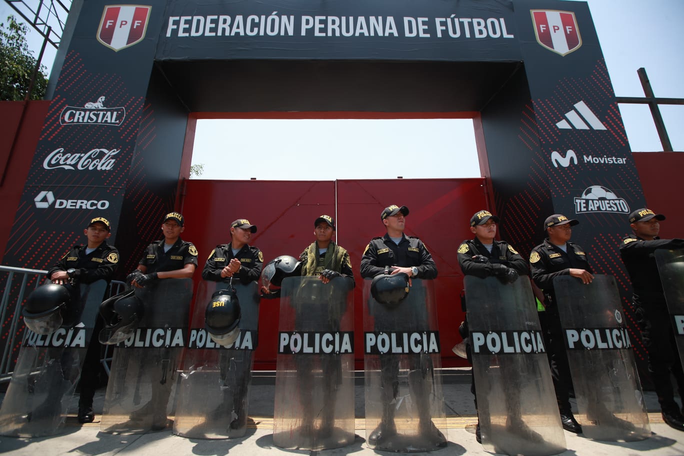 FPF: Fiscalía de la Nación llegó a la Videna para allanamiento por caso ...