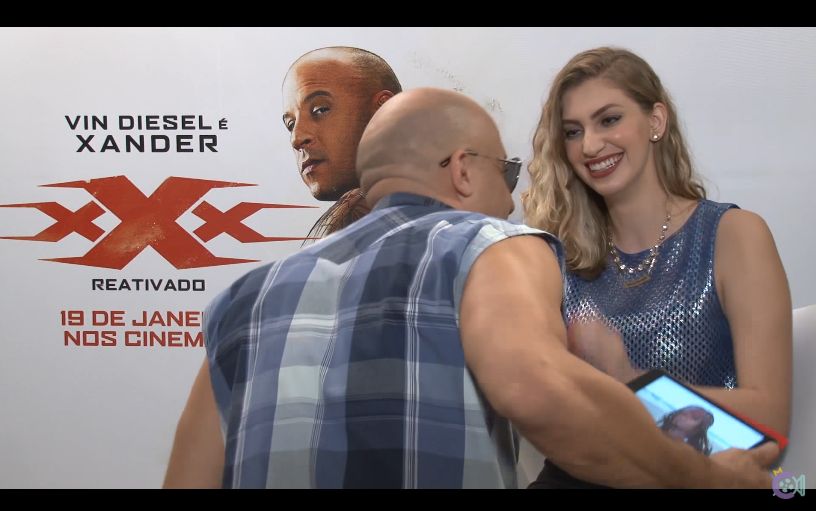 Vin Diesel quiere enamorar a bella youtuber brasileña, pero esto pasa ...