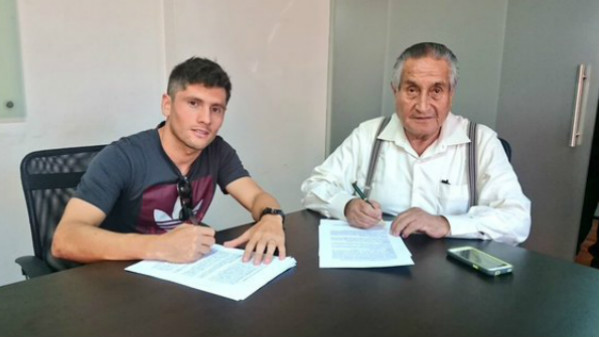 Universitario de Deportes: Diego Manicero firmó contrato y empezó ...