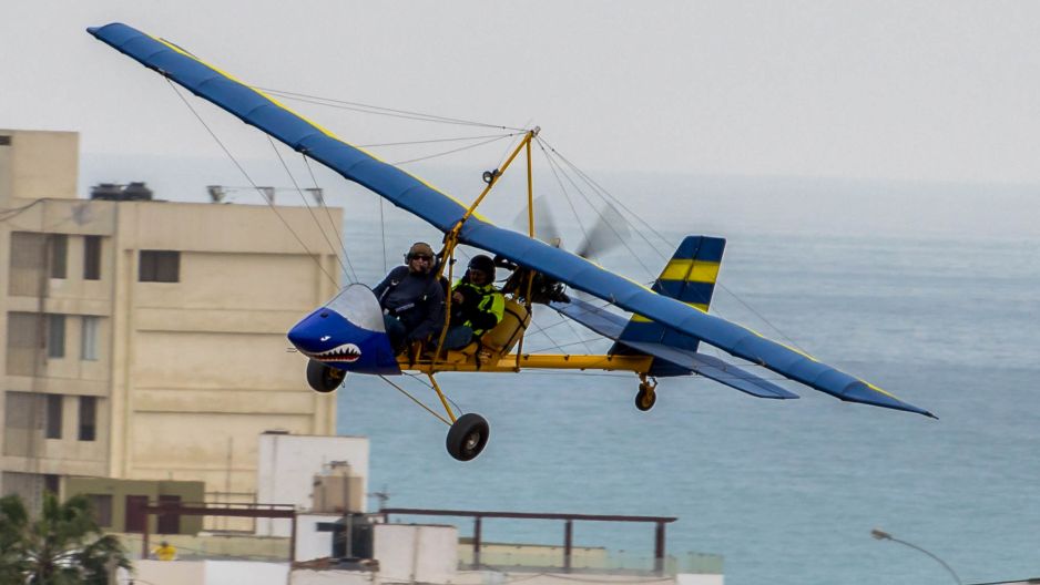 ¡Un trome! Conoce a César Castillo, el rey de los aviones ultraligeros ...