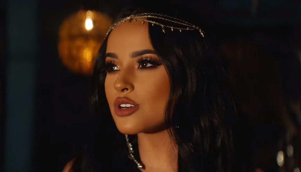 “Aladdin”: este es el videoclip oficial de “Un mundo ideal” con Becky G ...