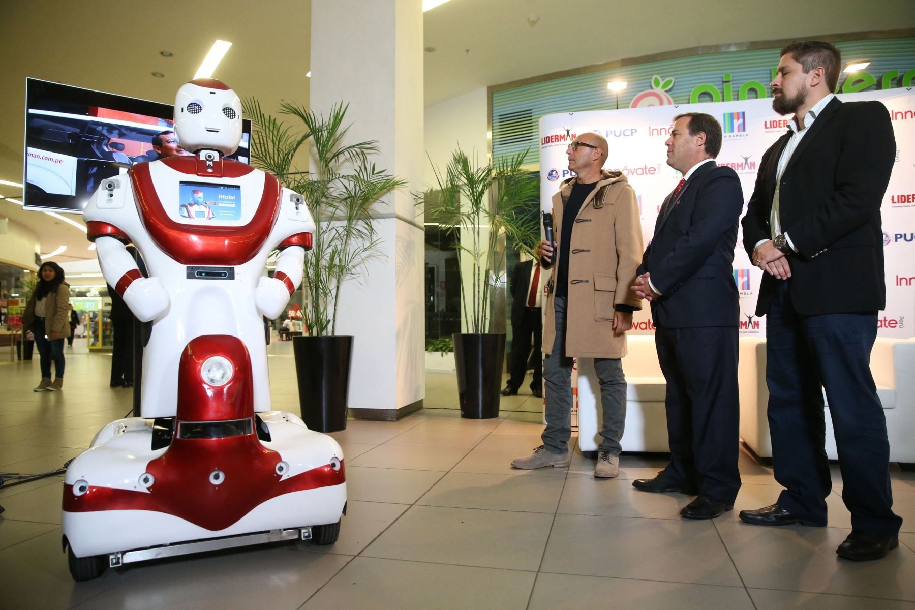 ‘RobotMan’ el primer robot de seguridad creado en Perú | ACTUALIDAD ...