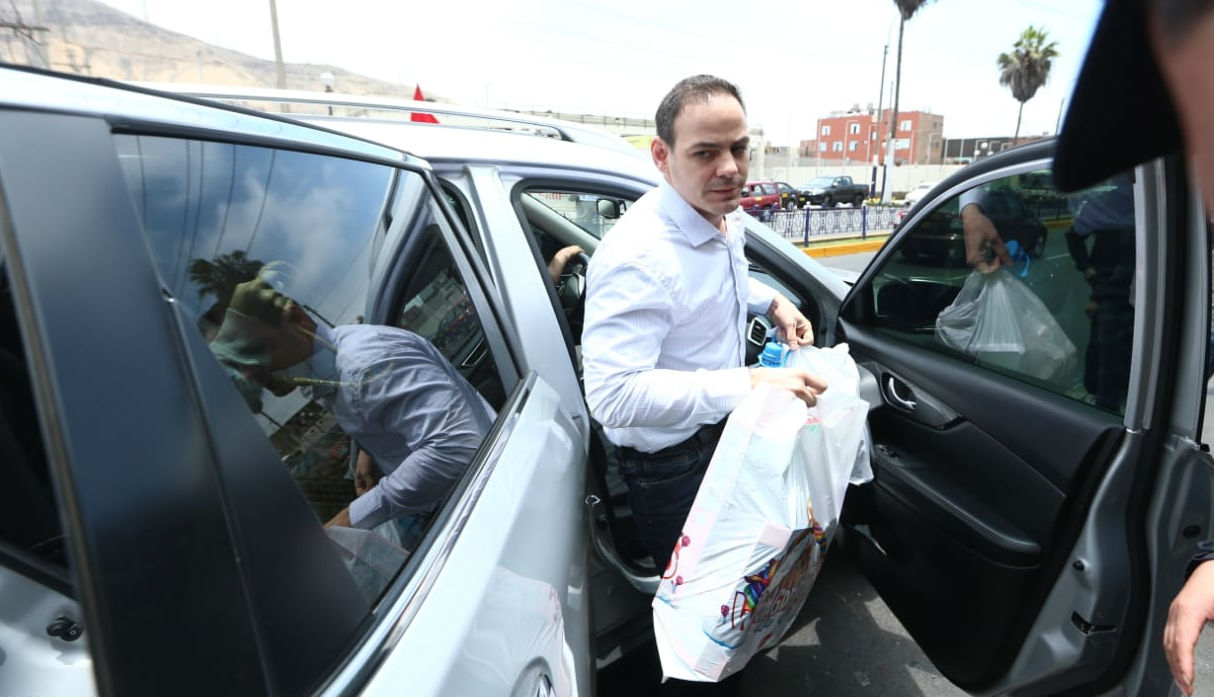 Keiko Fujimori: Mark Vito y Kenji Fujimori visitaron a lideresa de ...