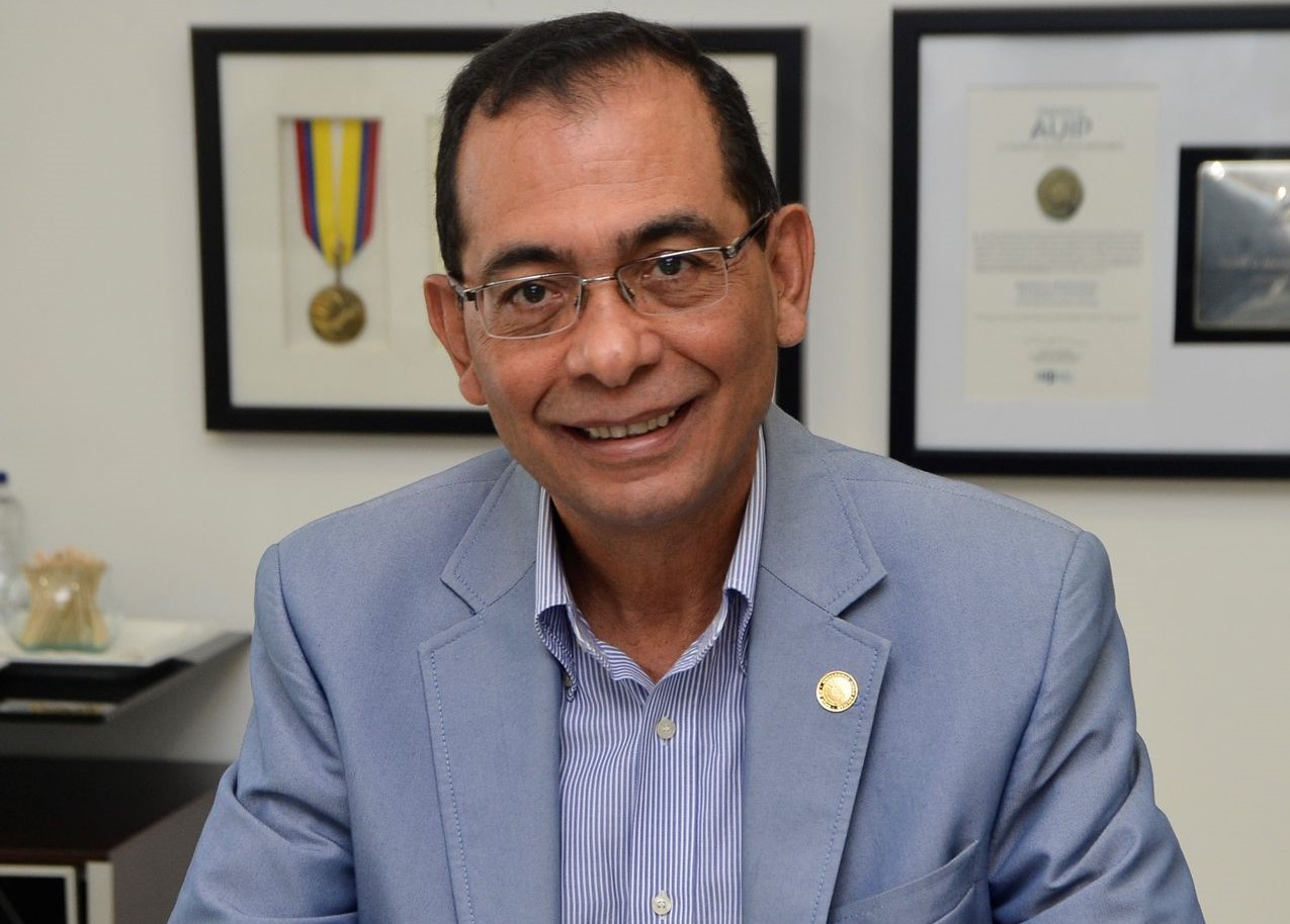 Moises Carrillo's Instagram, Twitter & Facebook on IDCrawl