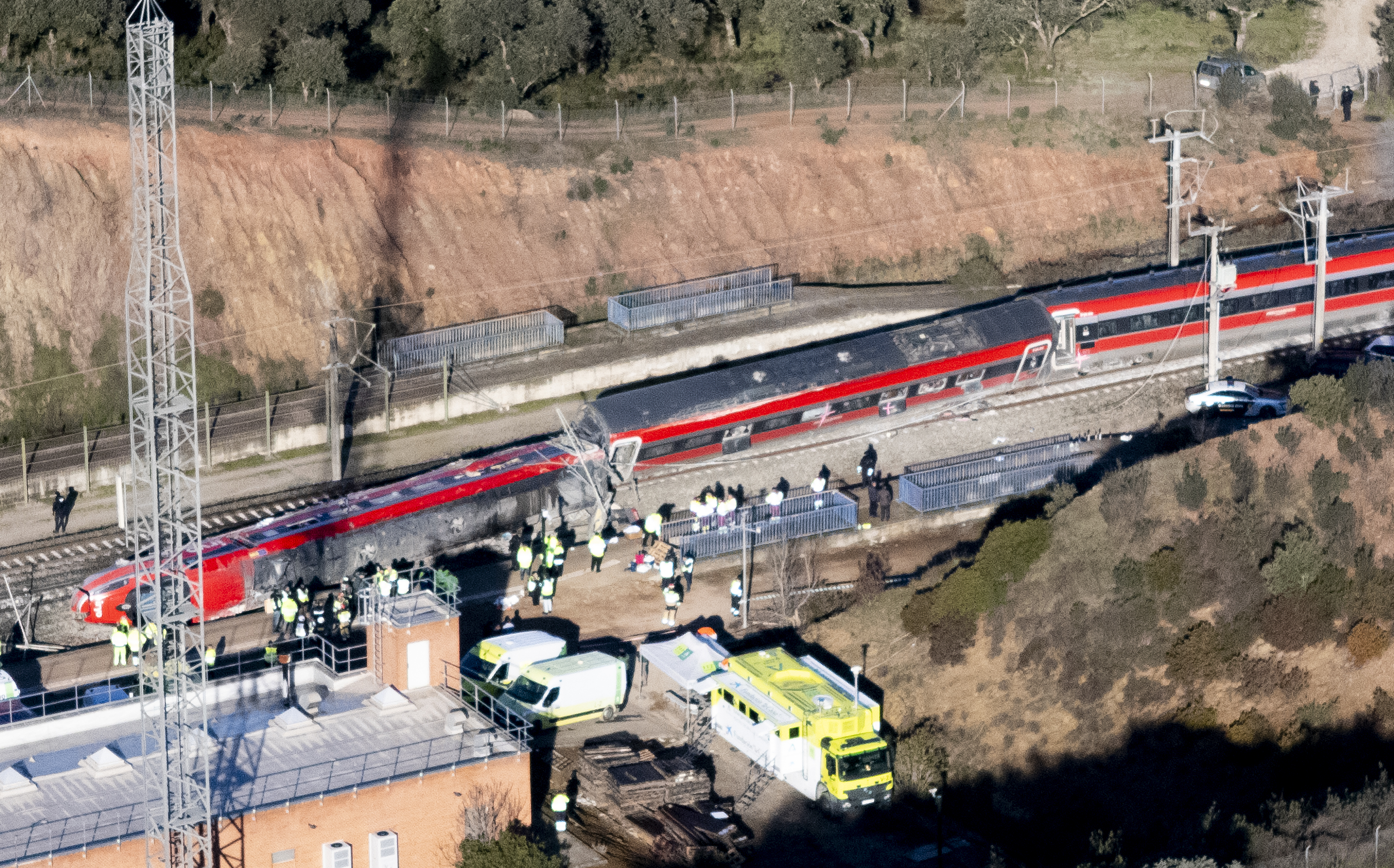 Accidente de tren en España: van 40 fallecidos y autoridades analizan ...