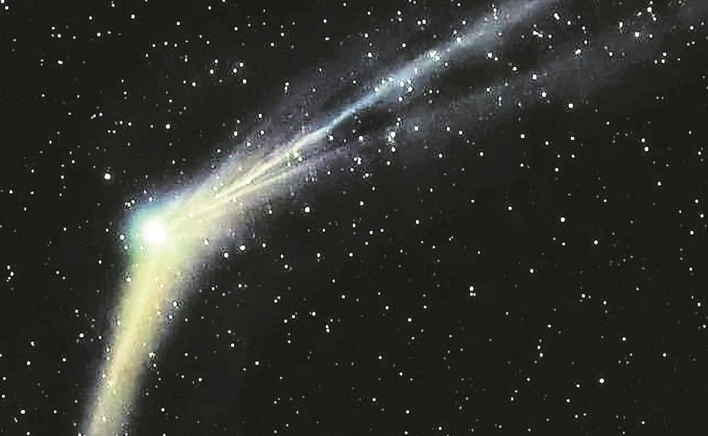 El derrumbe de un acantilado revela el interior de un cometa | El Universal