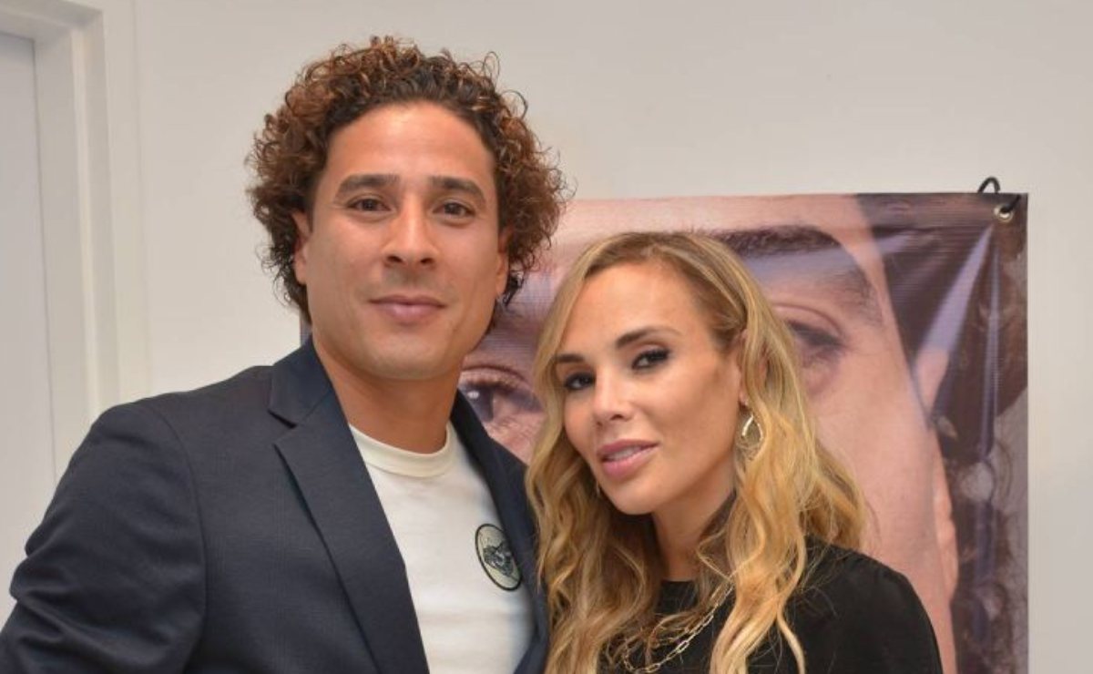 Karla Mora, esposa de Memo Ochoa, de fiesta con María Elena Torruco