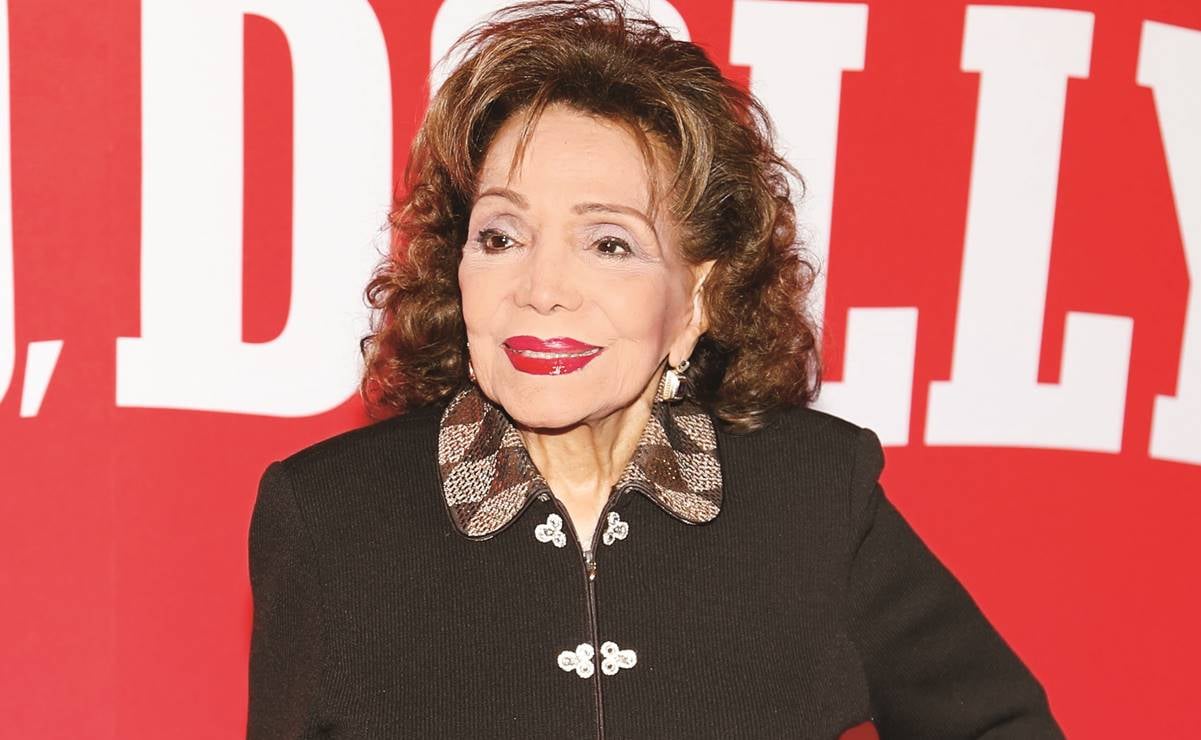 María Victoria celebra 97 años con fiesta junto a Aracely Arámbula