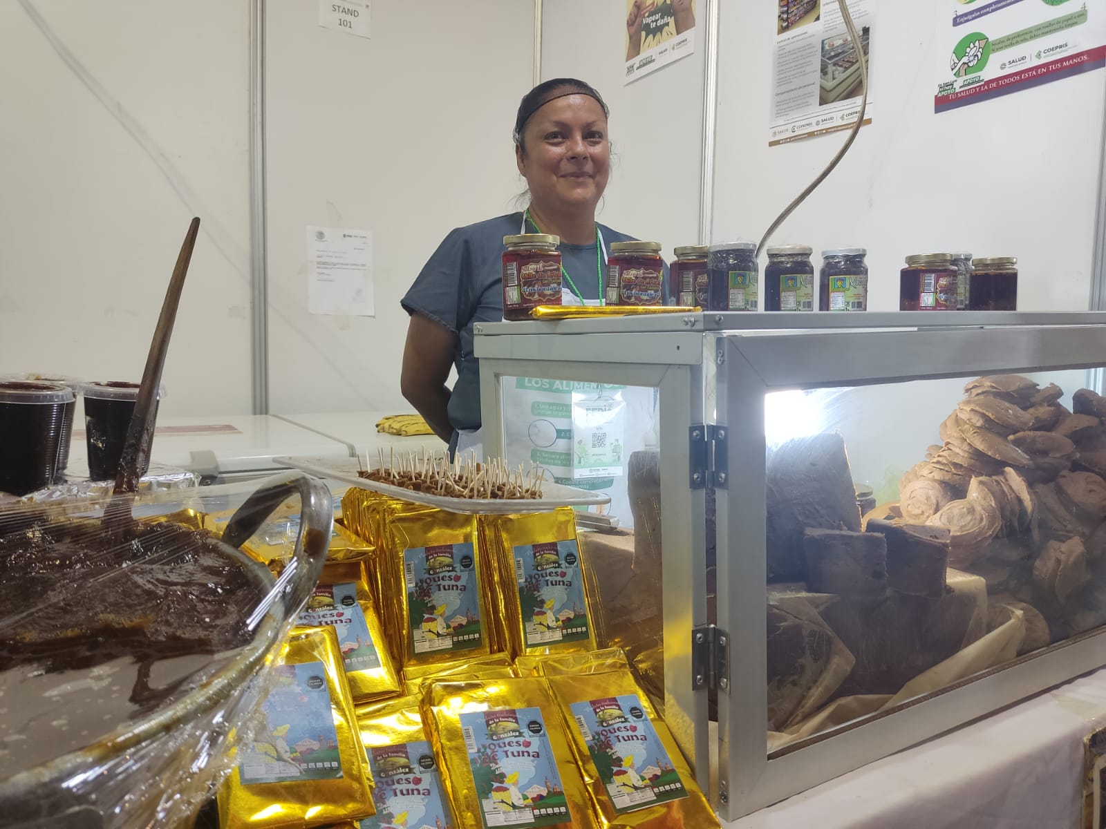 Licor de jobito de “Don Monchis”, bebida huasteca con más de 50 años de ...