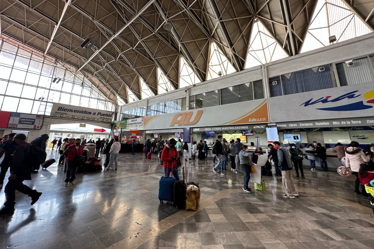 VIDEO. Denuncian discriminación en la CAPU; policías corren a joven por ...